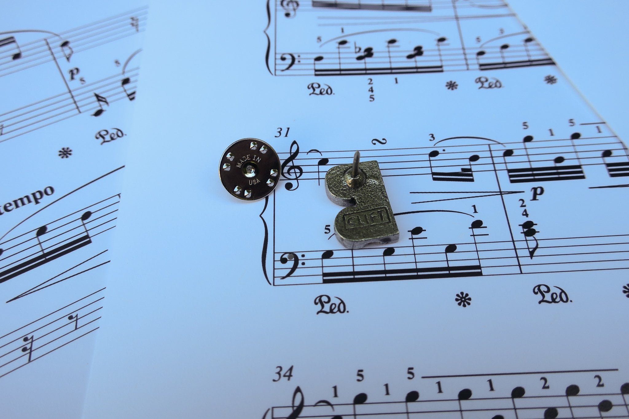 C Clef (Alto Clef) Lapel Pin | Lapel Pin Planet – lapelpinplanet
