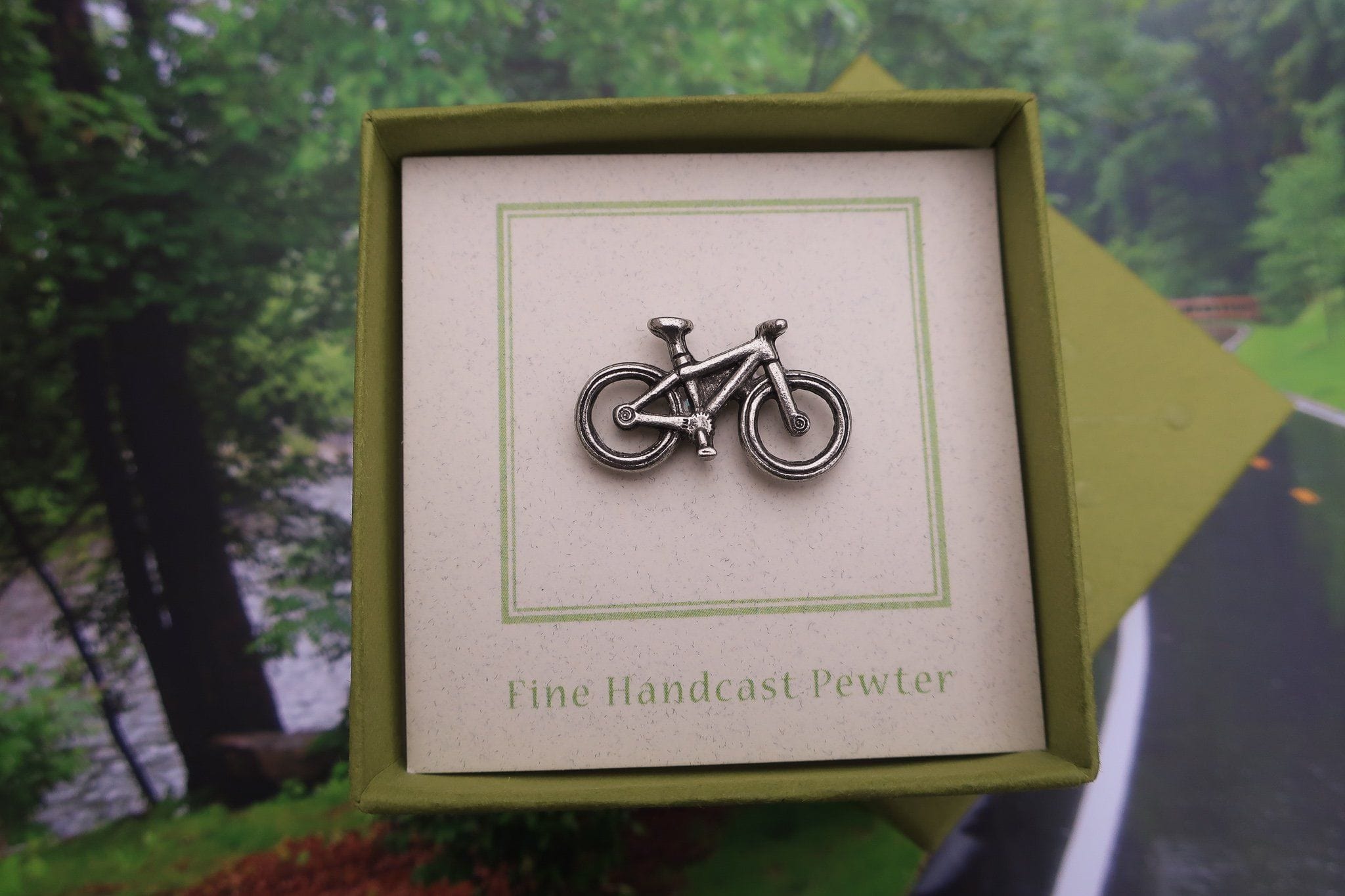 Bicycle Lapel Pin - Ride with Style | Lapel Pin Planet – lapelpinplanet