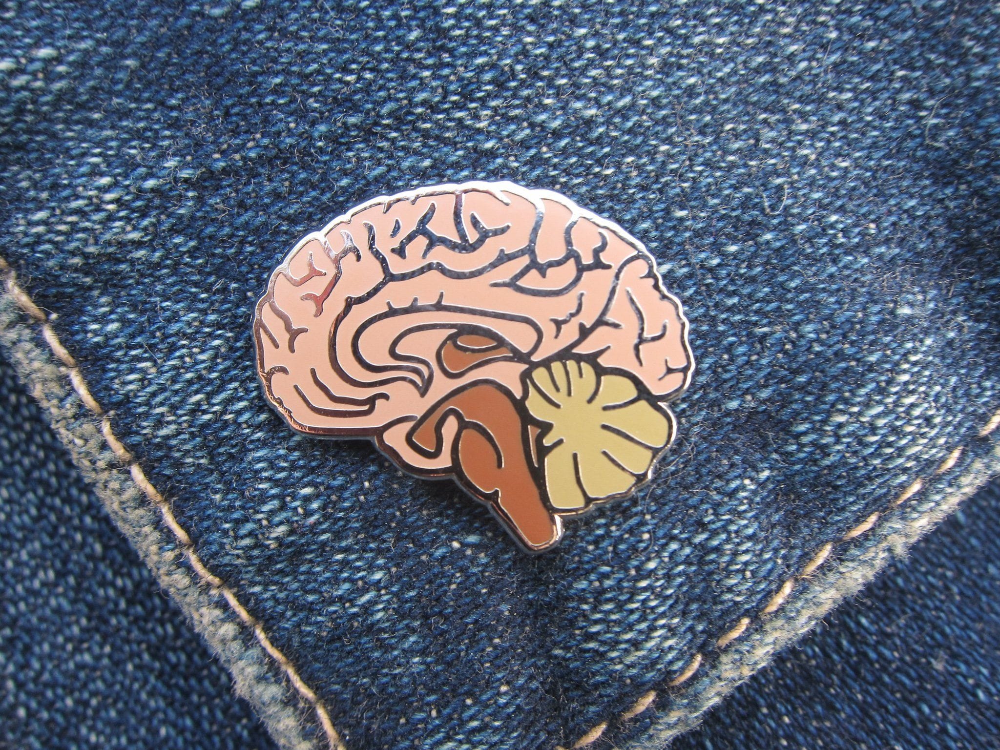 Brain Enamel Pin | Lapel Pin Planet – lapelpinplanet