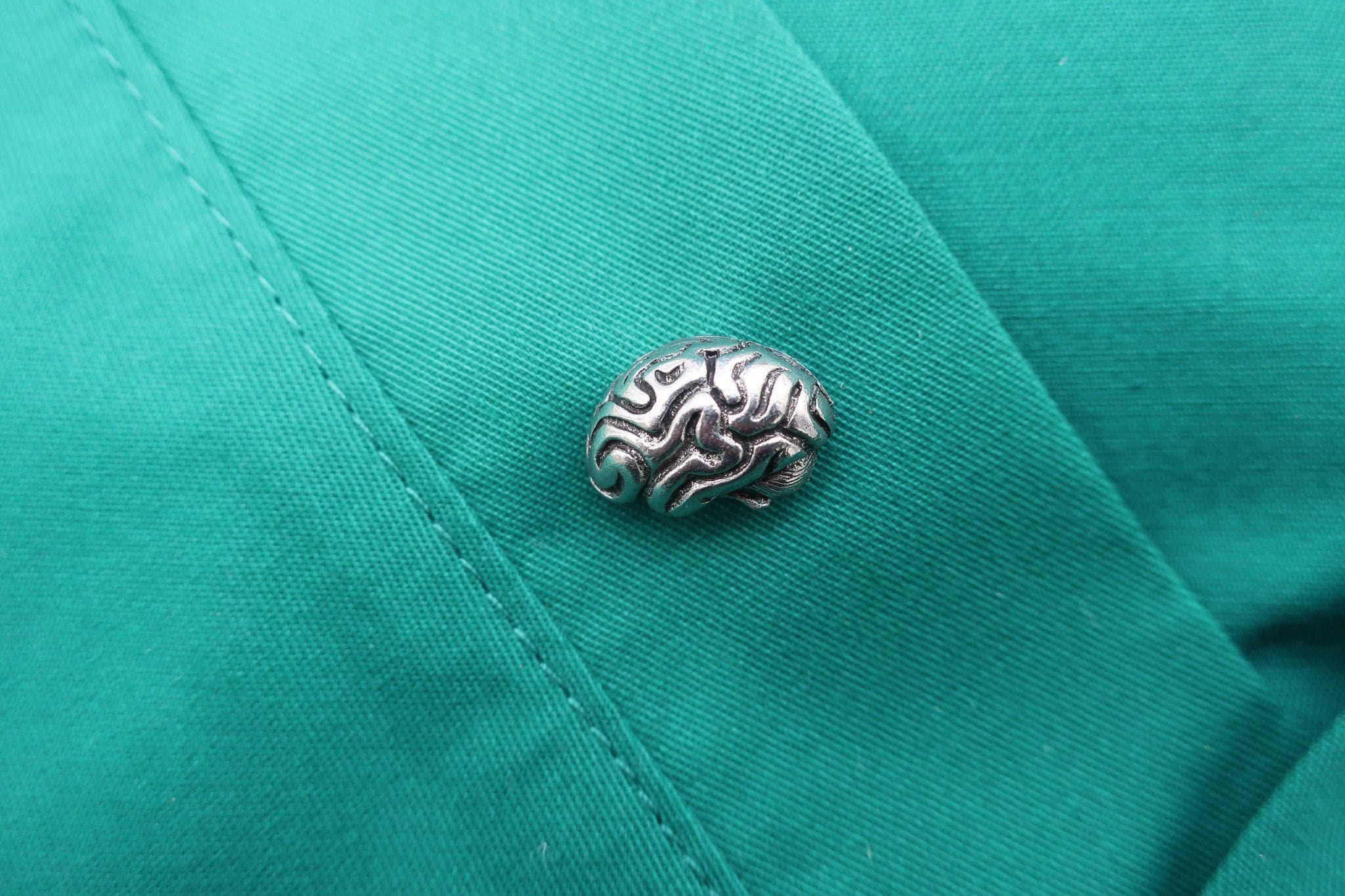 Brain Lapel Pin | Lapel Pin Planet – lapelpinplanet