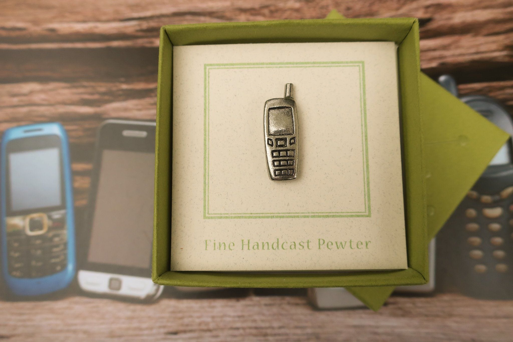 Cell Phone Lapel Pin - Connected in Style | Lapel Pin Planet ...