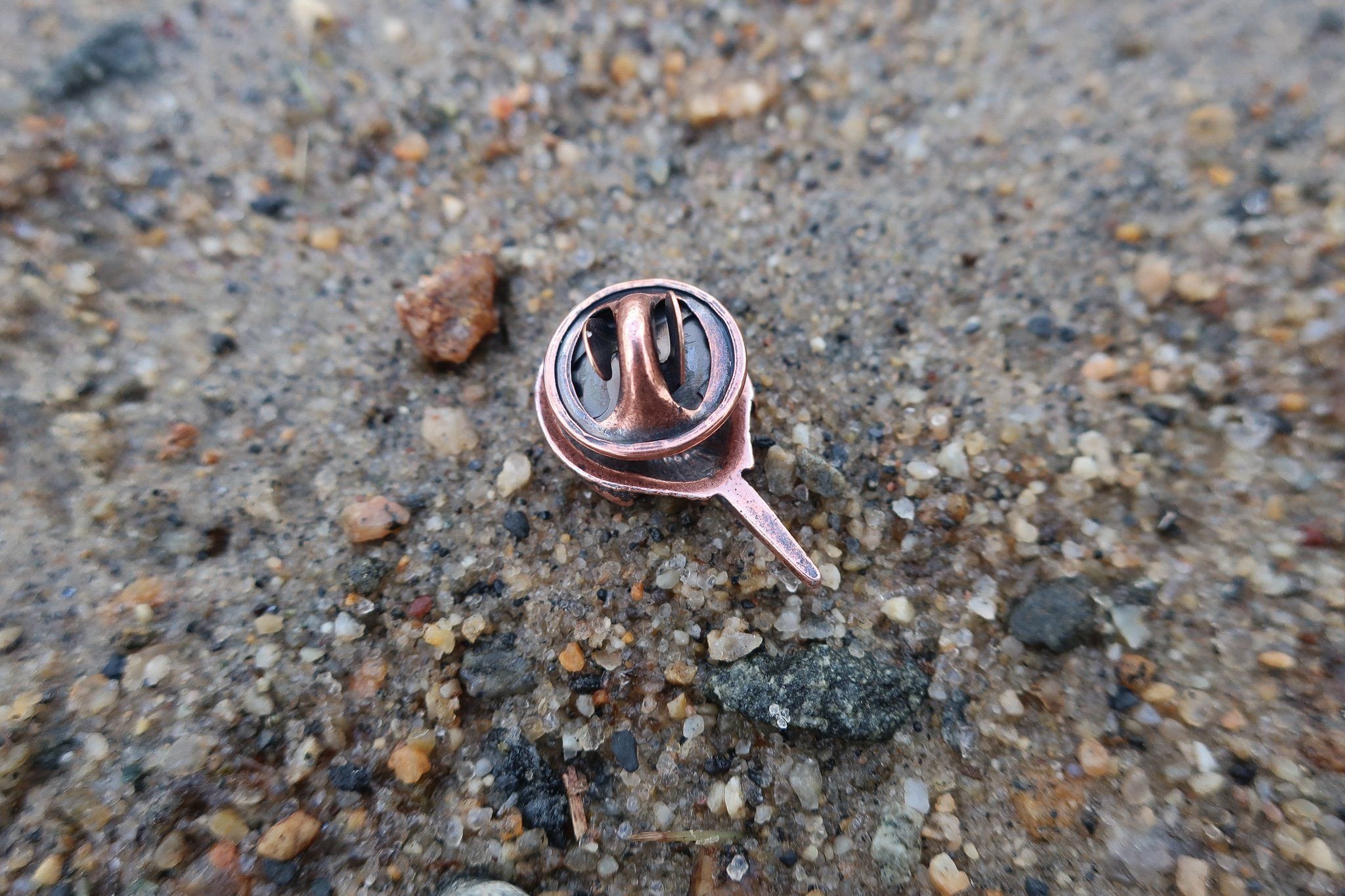 Horseshoe Crab Copper Lapel Pin – lapelpinplanet