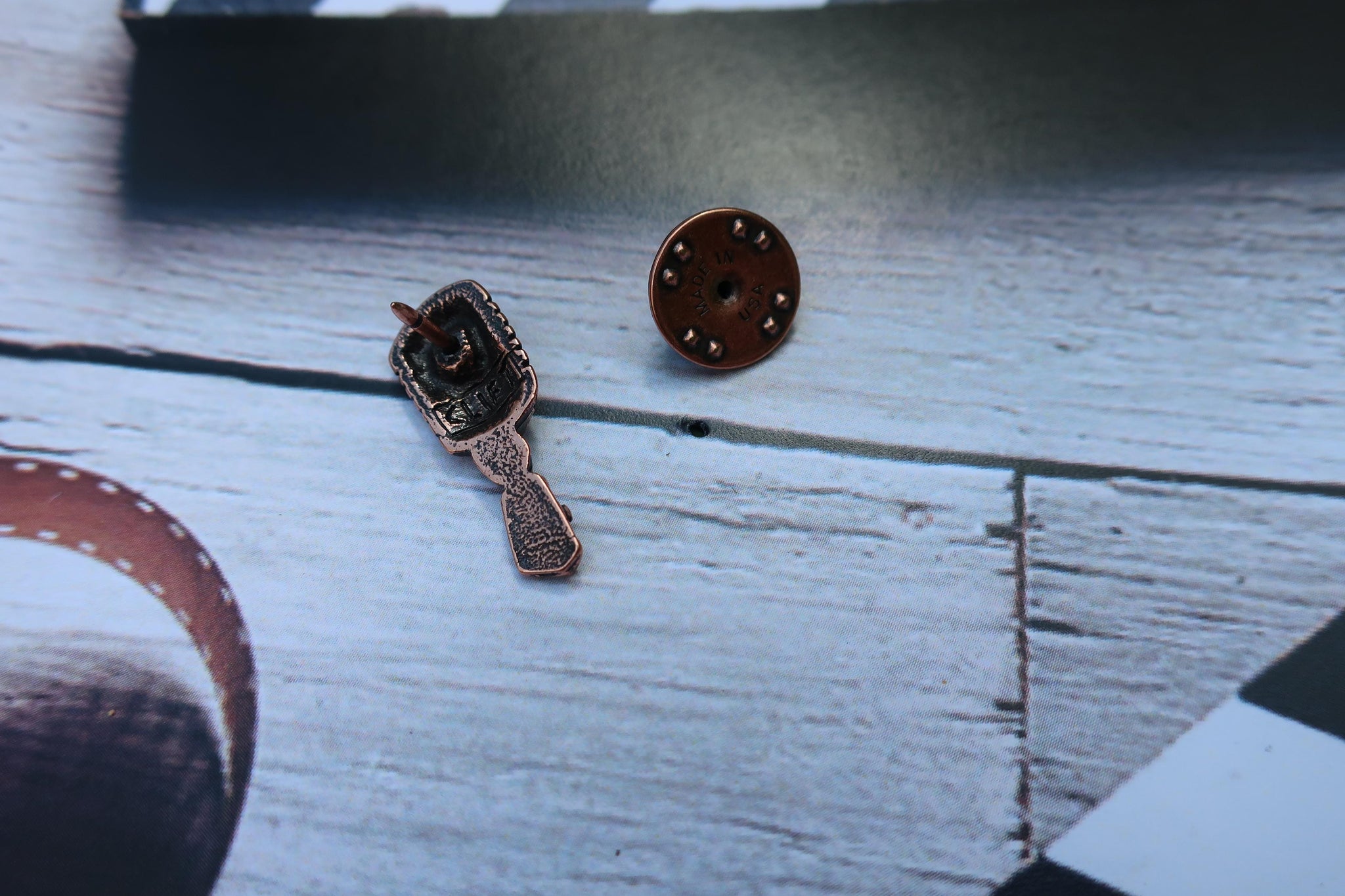 Microphone Copper Lapel Pin – lapelpinplanet