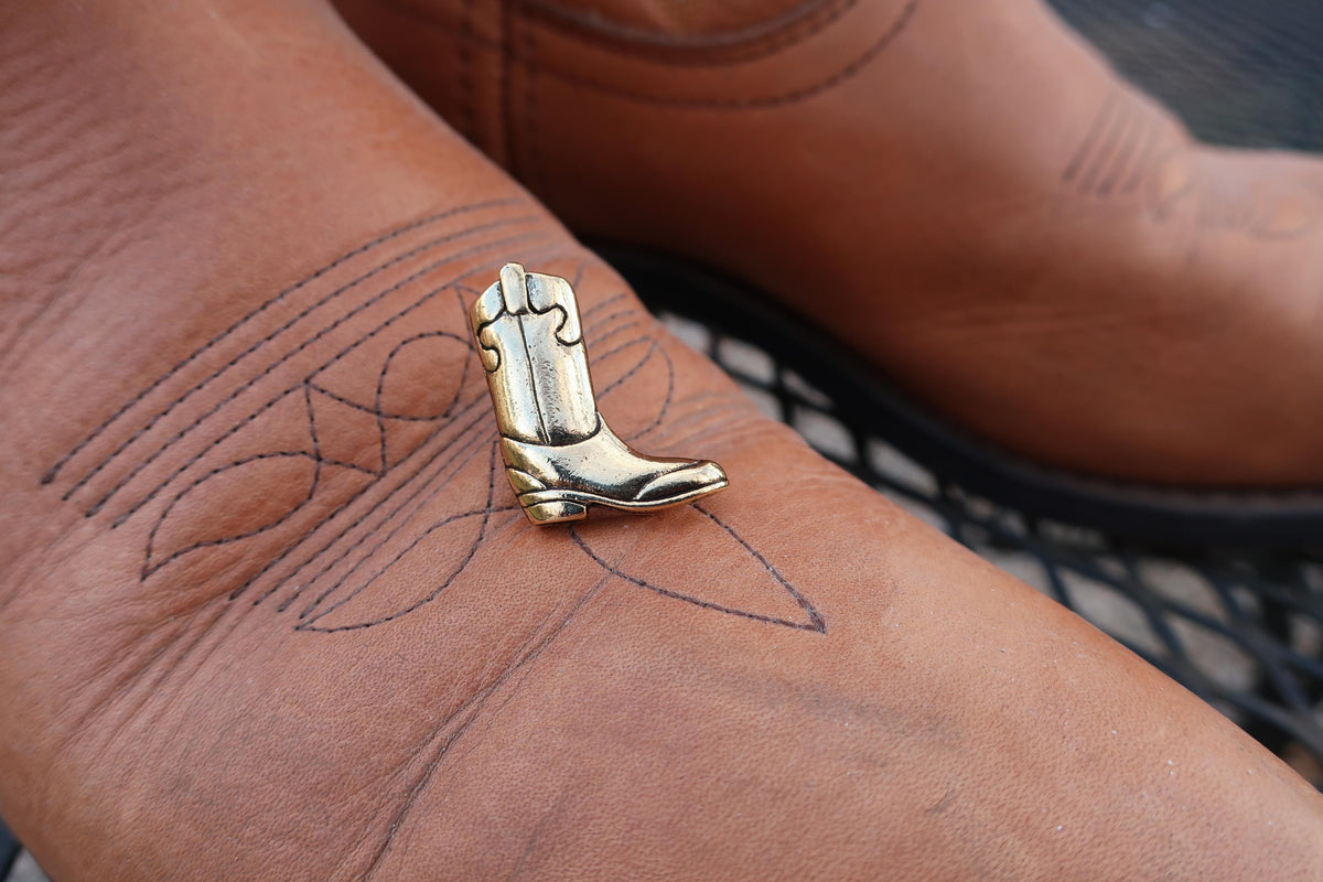 Cowboy Boot Gold Lapel Pin | Lapel Pin Planet – lapelpinplanet
