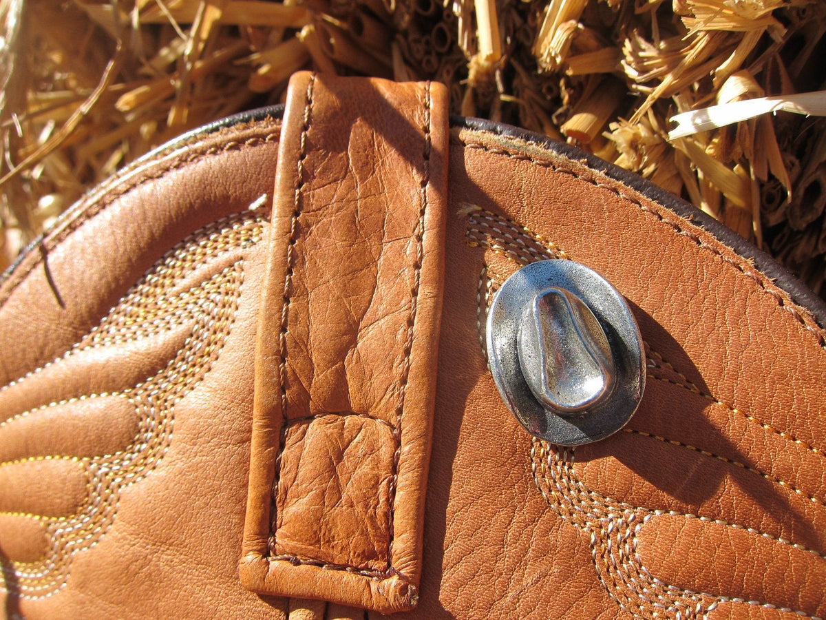 Cowboy Hat Lapel Pin | Lapel Pin Planet – lapelpinplanet