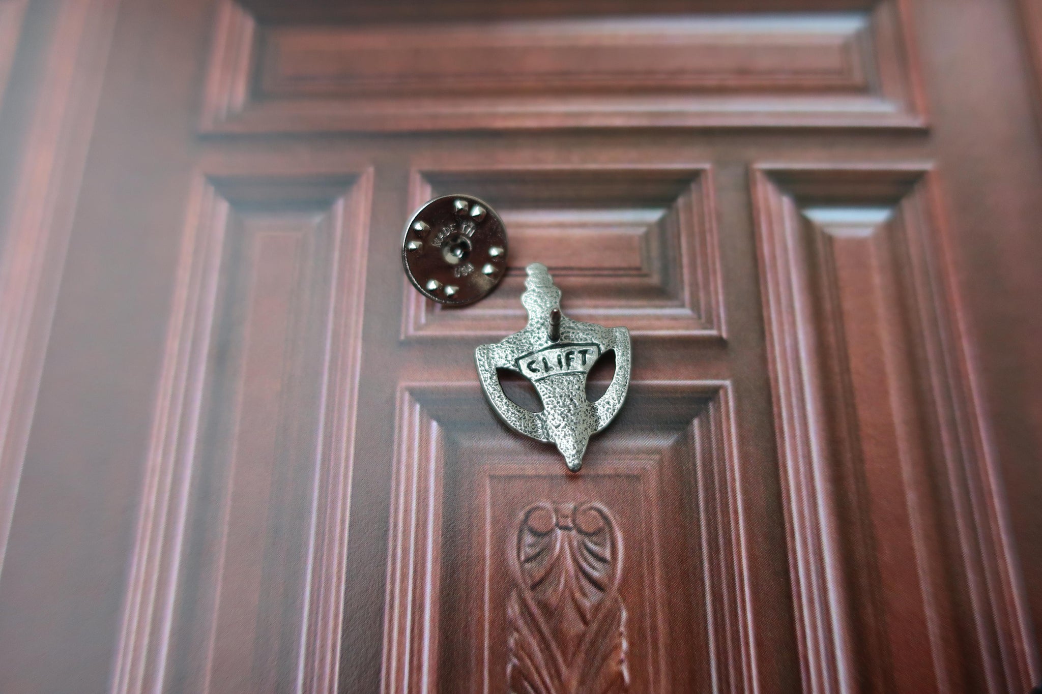Door Knocker Lapel Pin – lapelpinplanet