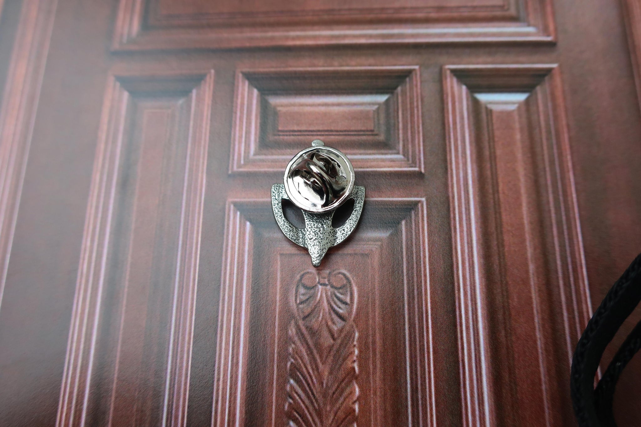 Door Knocker Lapel Pin – lapelpinplanet