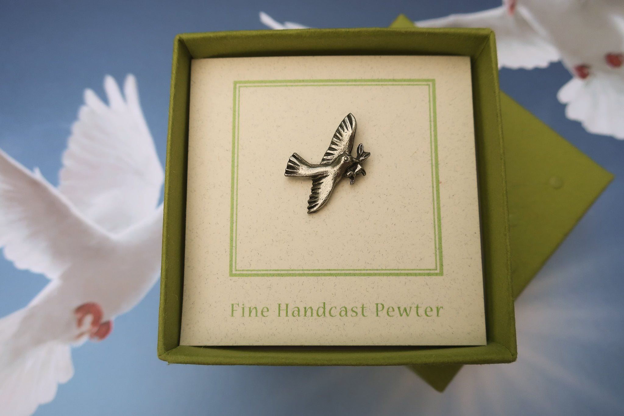 Dove Lapel Pin – lapelpinplanet