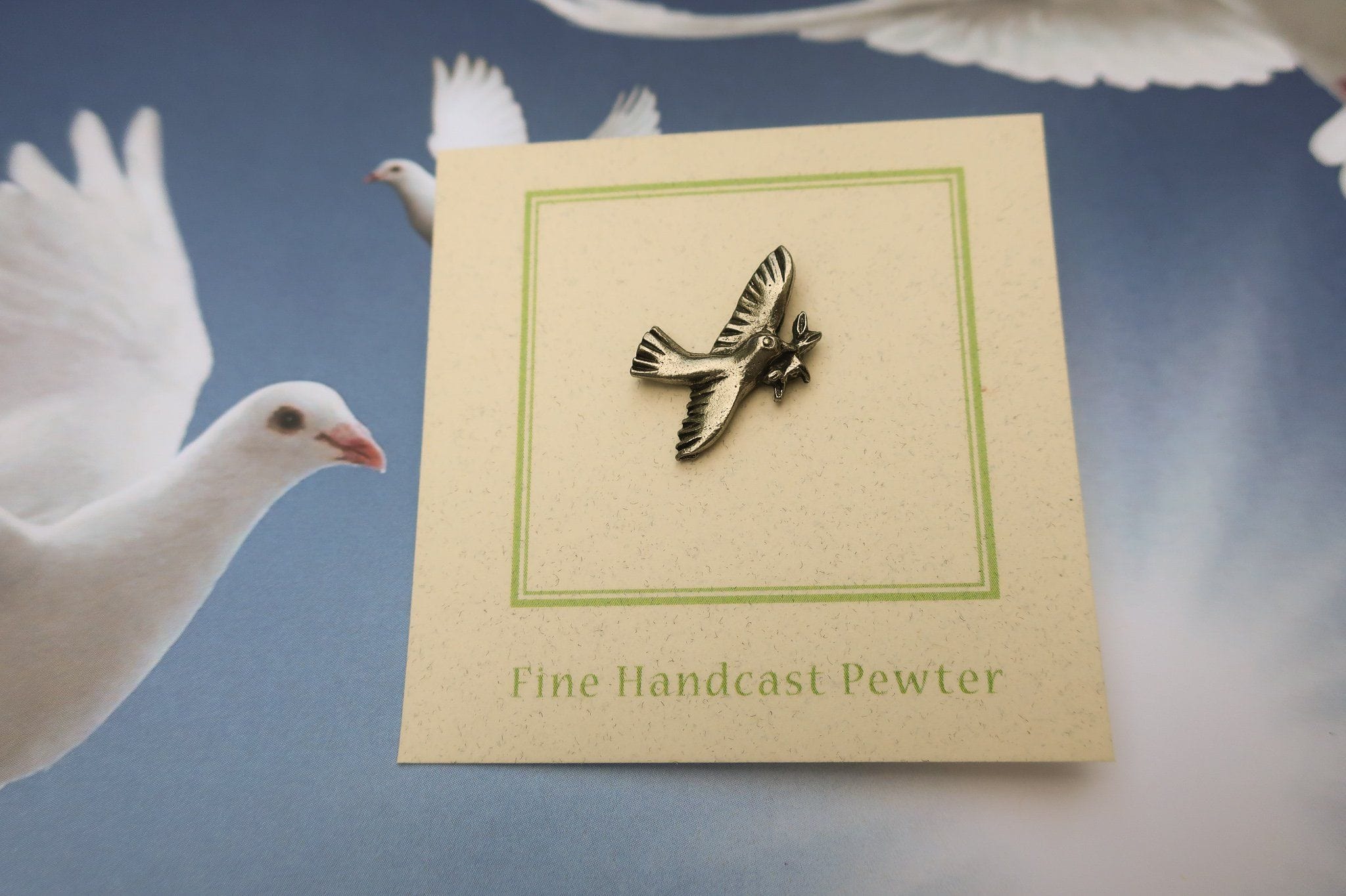Dove Lapel Pin – lapelpinplanet