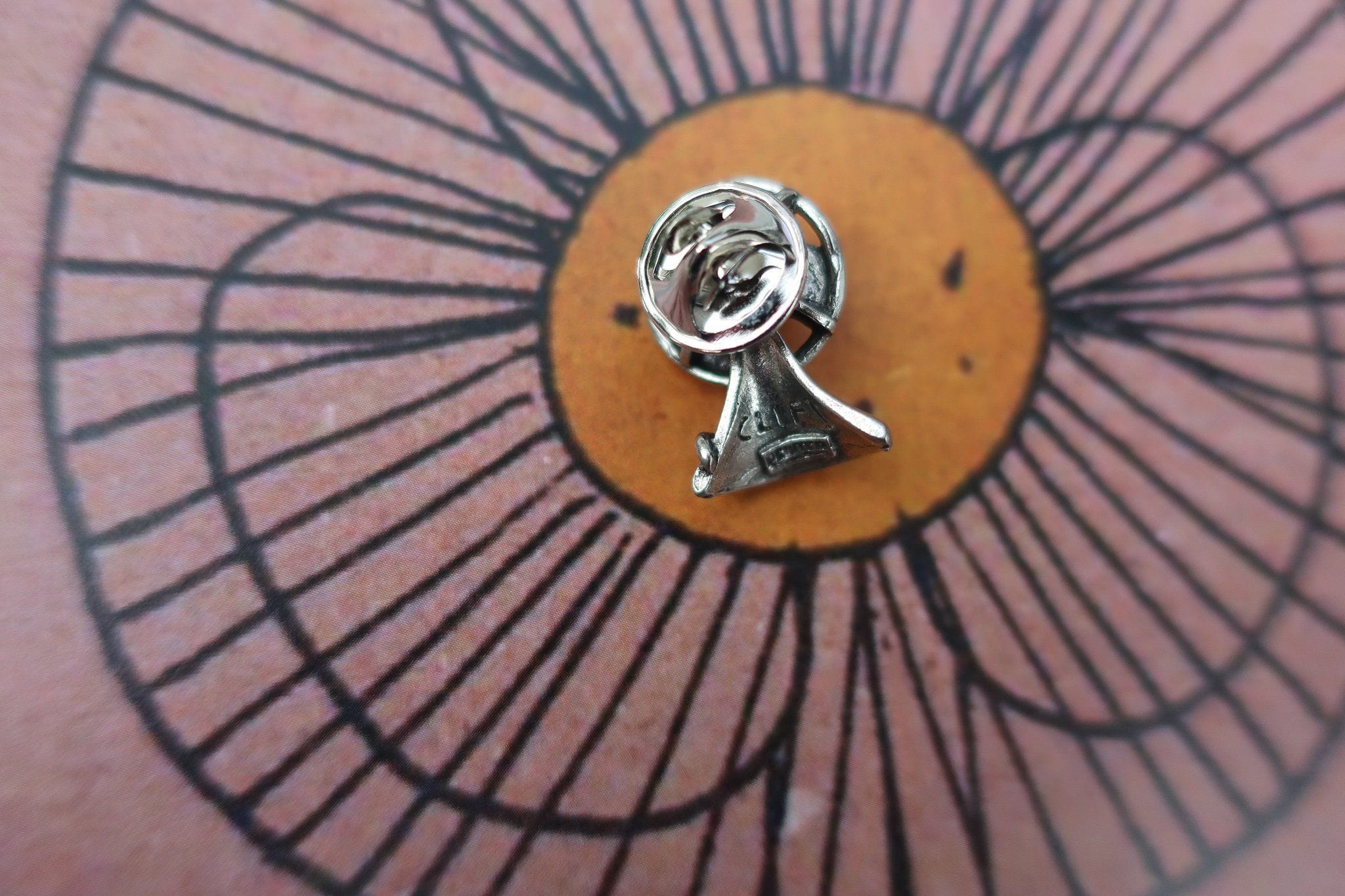 Electric Fan Lapel Pin – lapelpinplanet