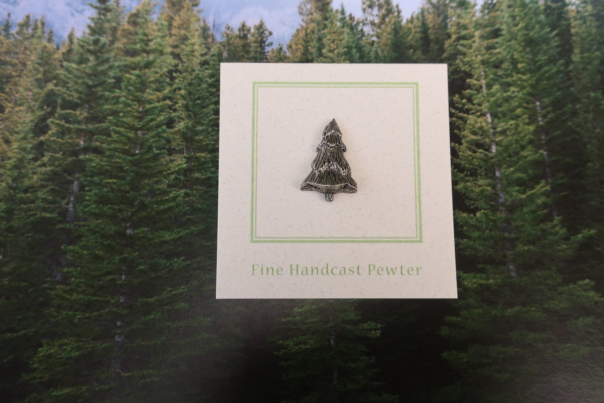 Evergreen Tree Lapel Pin – lapelpinplanet