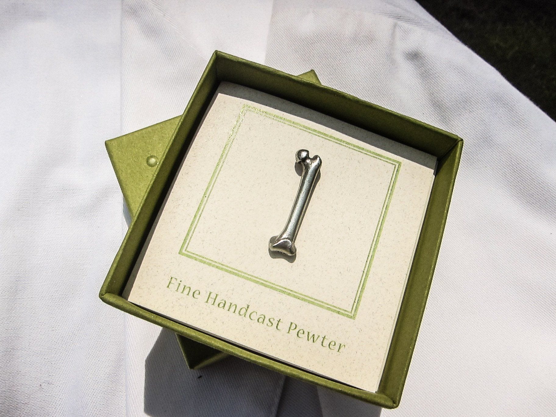Femur Bone Lapel Pin – lapelpinplanet