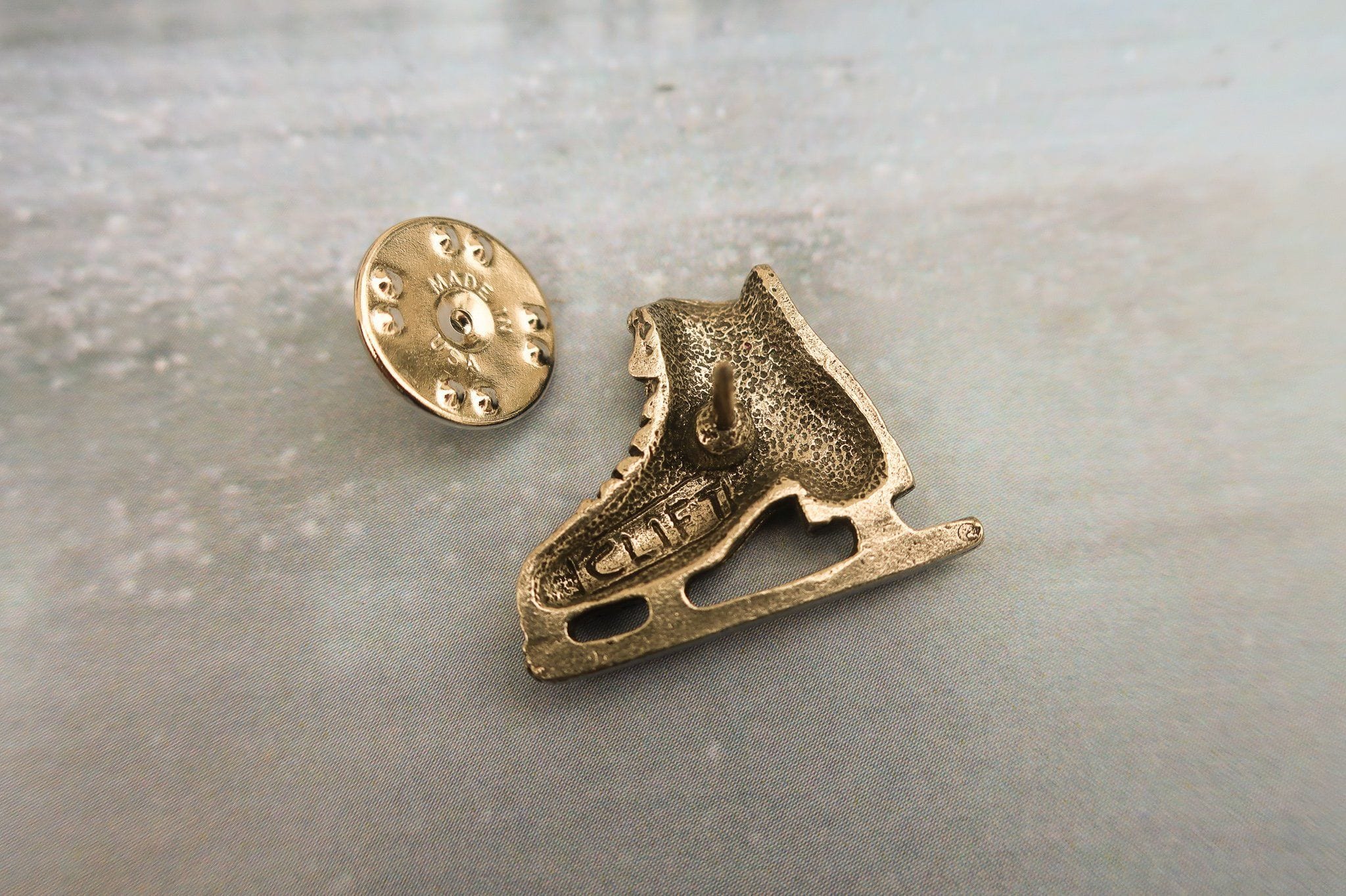 Figure Skate Lapel Pin – lapelpinplanet