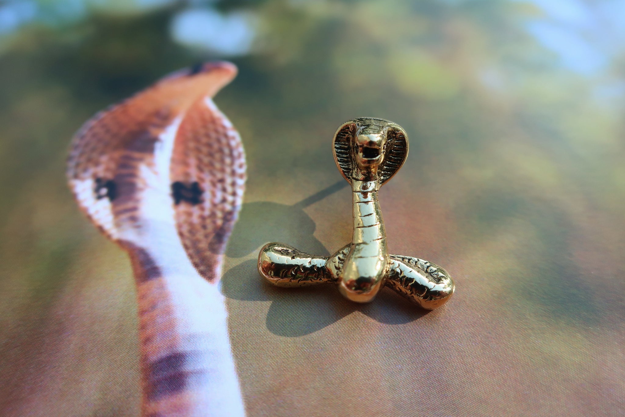 Cobra Gold Lapel Pin | Lapel Pin Planet – lapelpinplanet