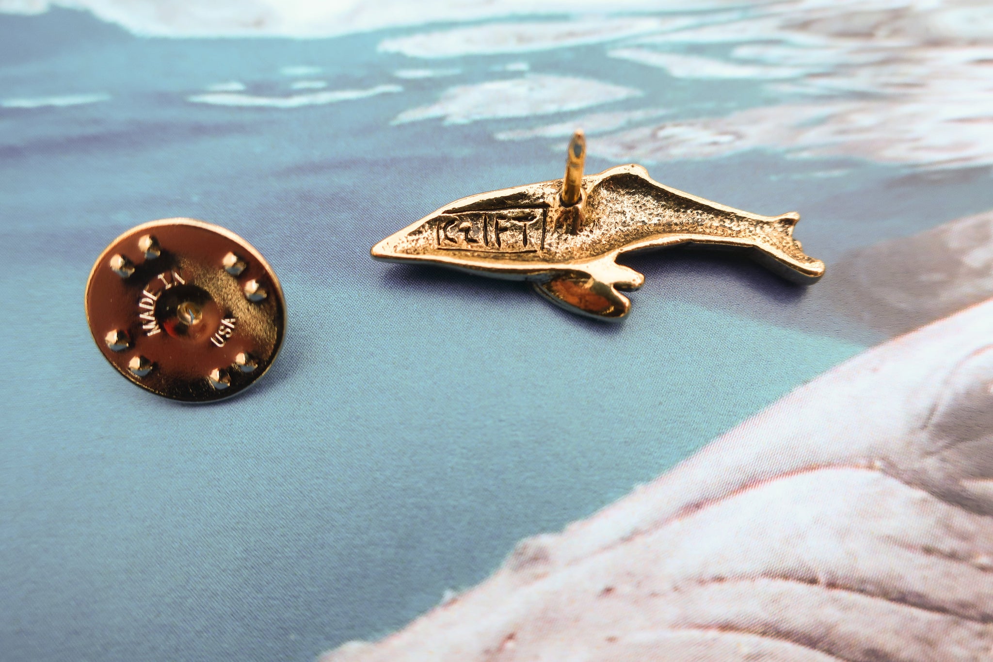 Humpback Whale Lapel Pin – lapelpinplanet