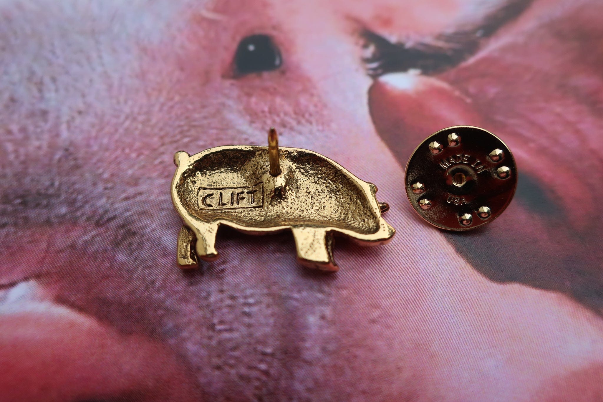 Pig Lapel Pin – lapelpinplanet