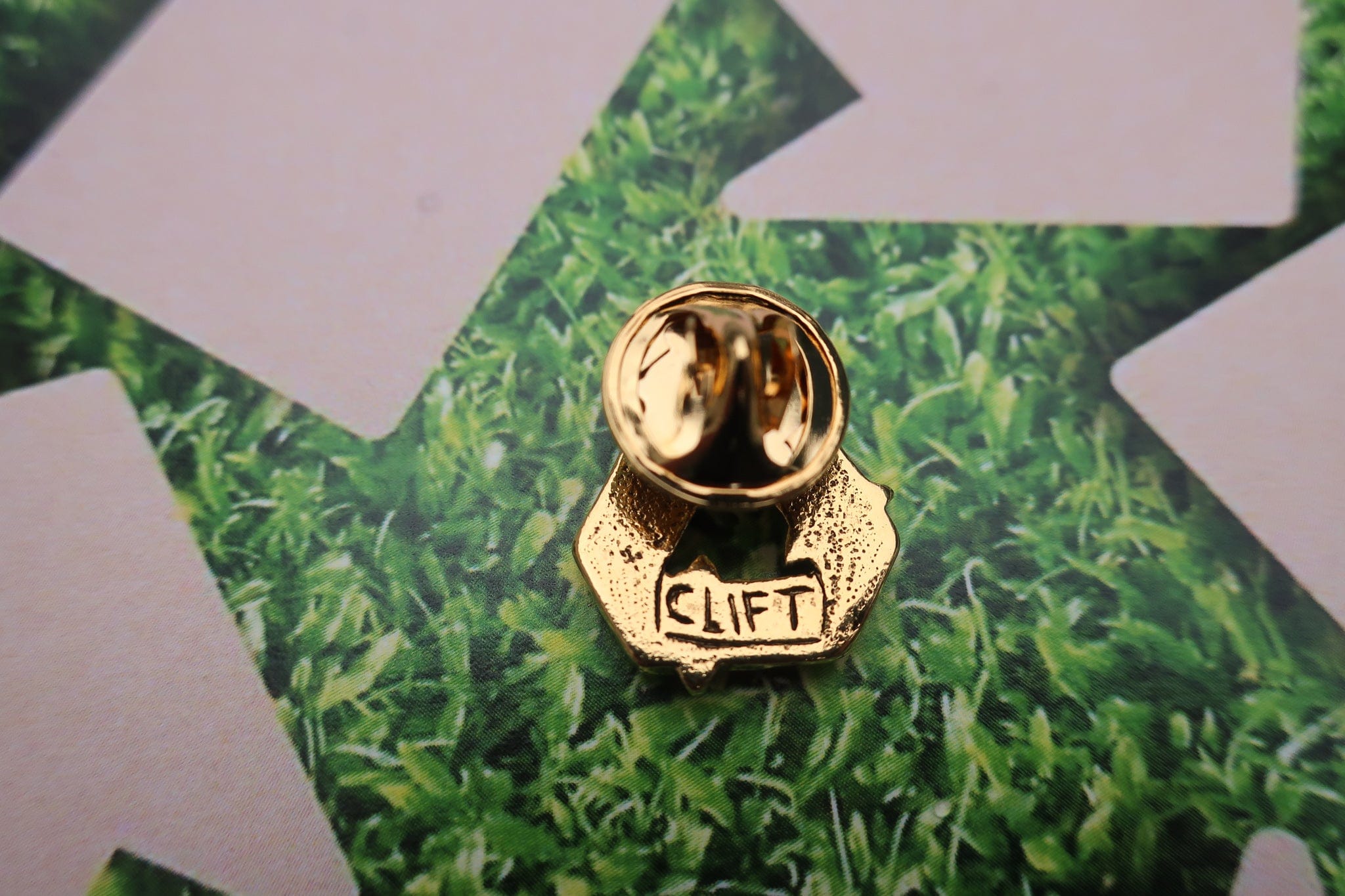 Recycle Symbol Lapel Pin – lapelpinplanet