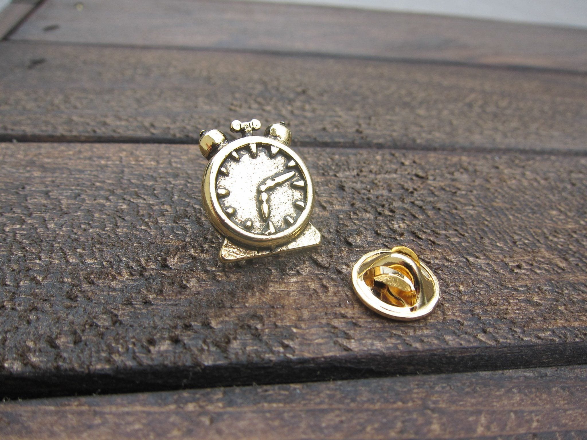 Alarm Clock Gold Lapel Pin - Timeless Style | Lapel Pin Planet ...