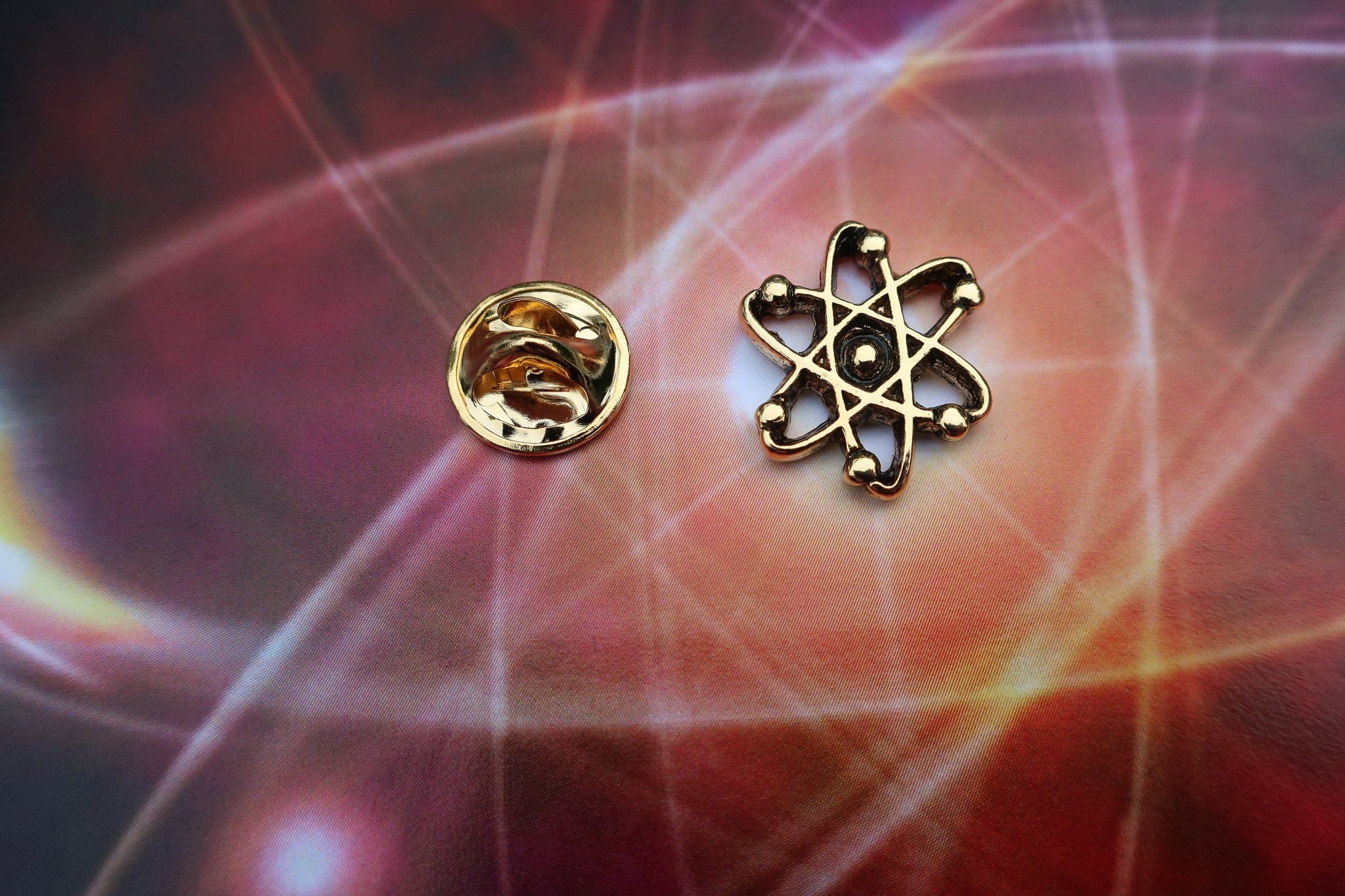Atom Gold Lapel Pin - Science-Inspired Style | Lapel Pin Planet ...