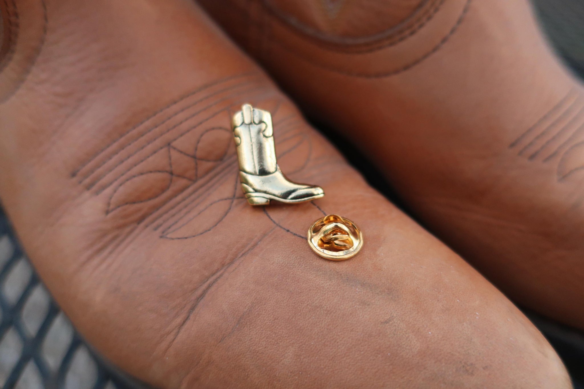 Cowboy Boot Gold Lapel Pin | Lapel Pin Planet – lapelpinplanet