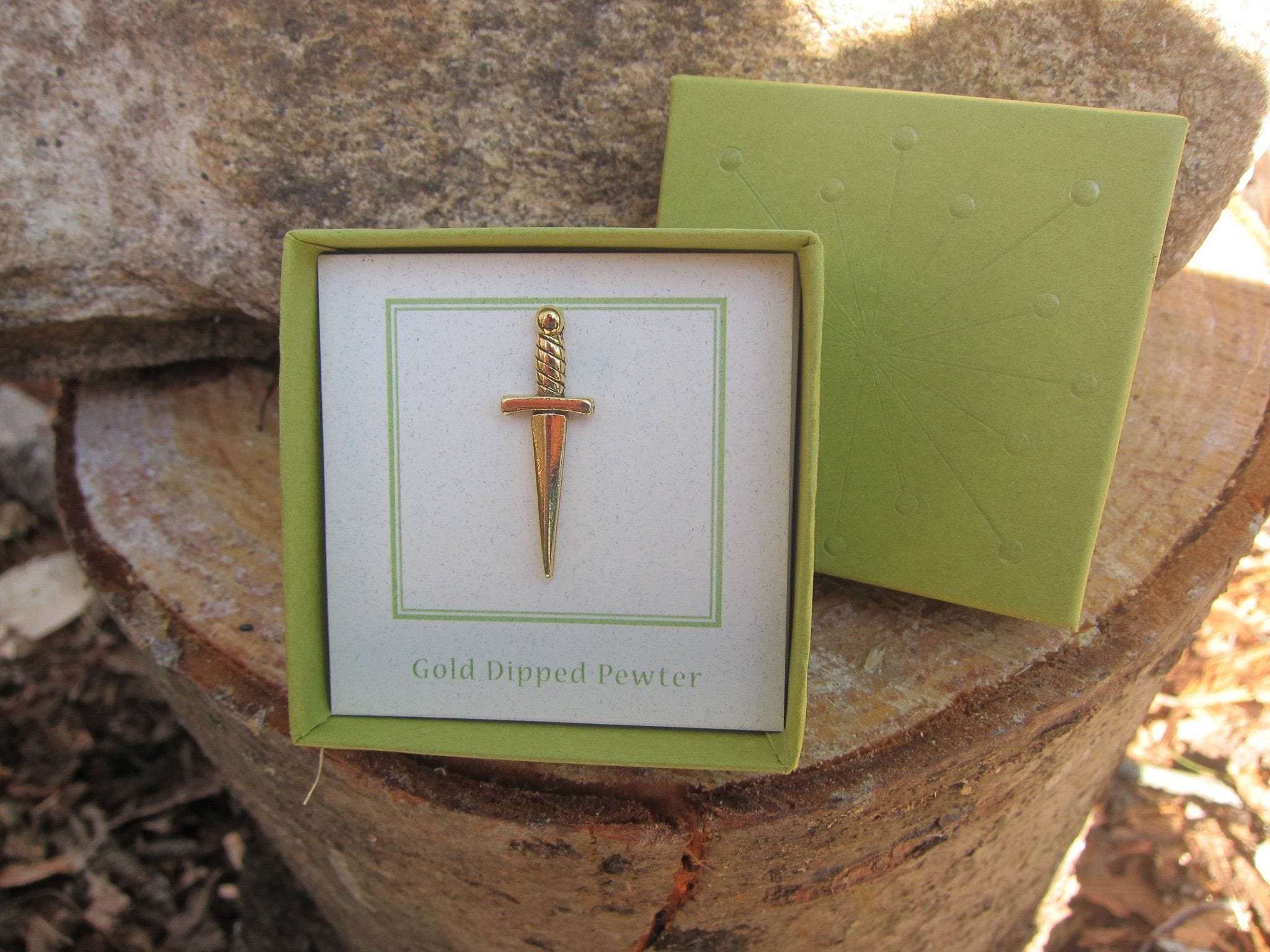 Dagger Gold Lapel Pin – lapelpinplanet