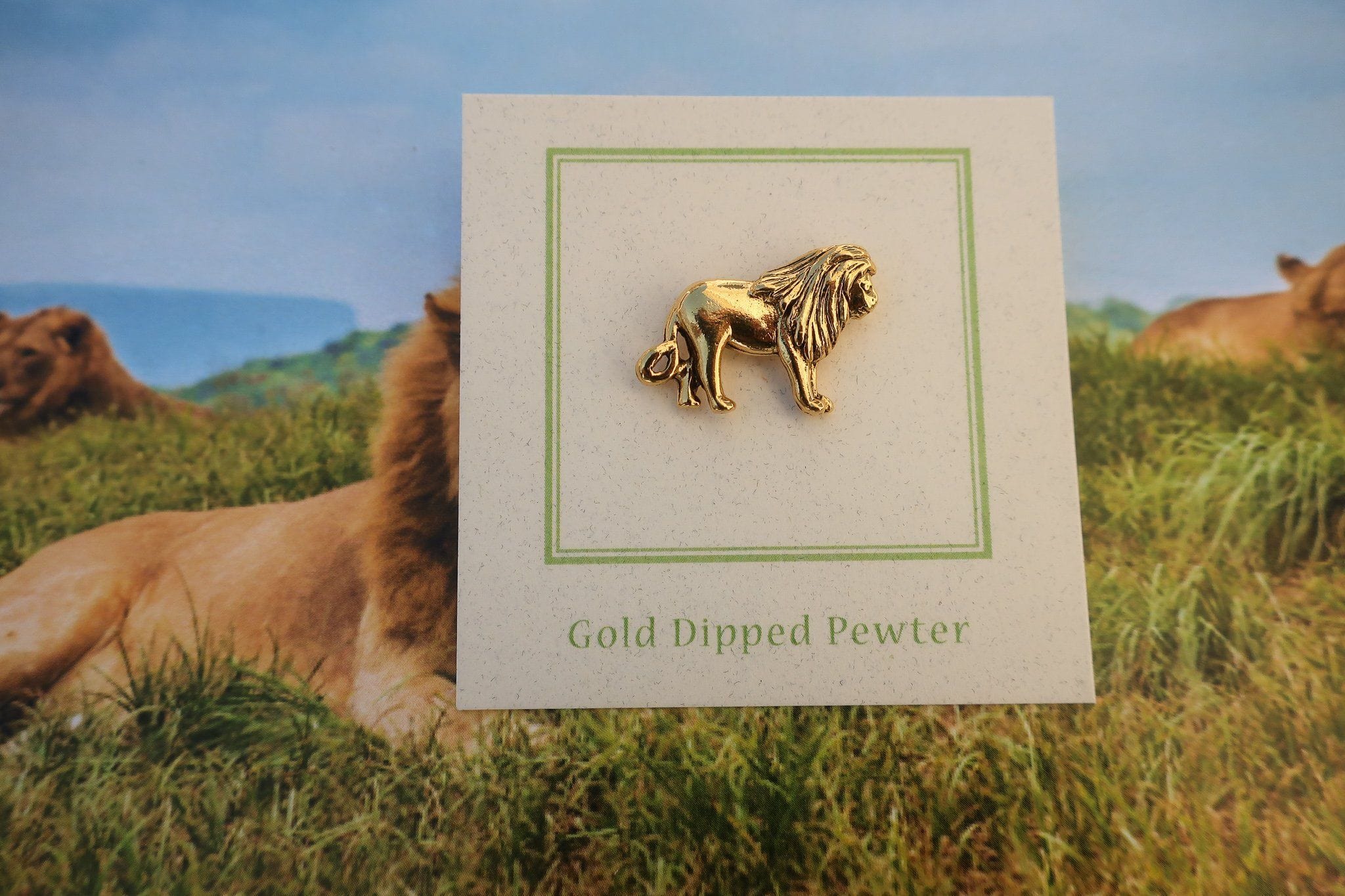 Lion Gold Lapel Pin – lapelpinplanet