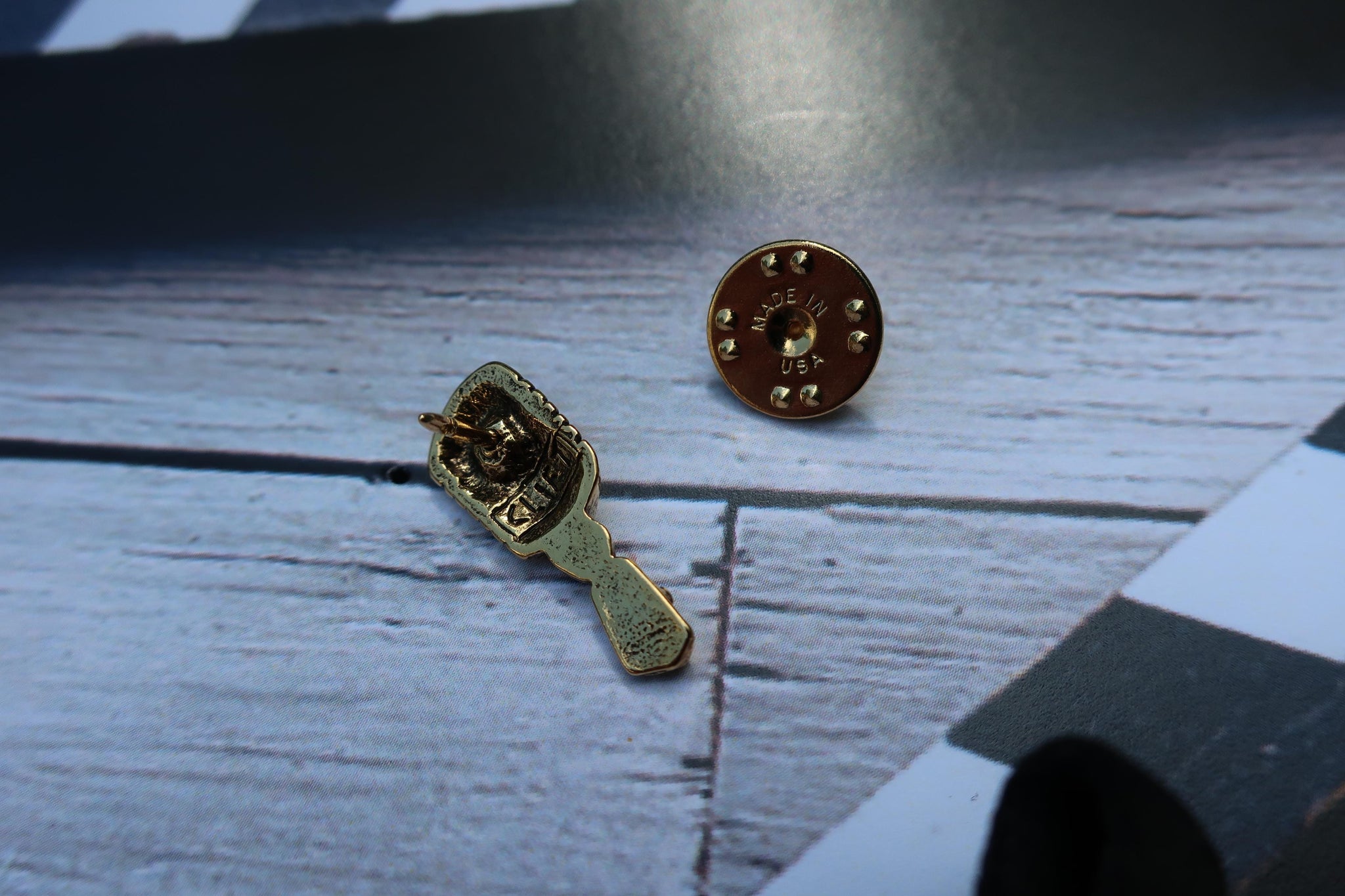 Microphone Gold Lapel Pin – lapelpinplanet