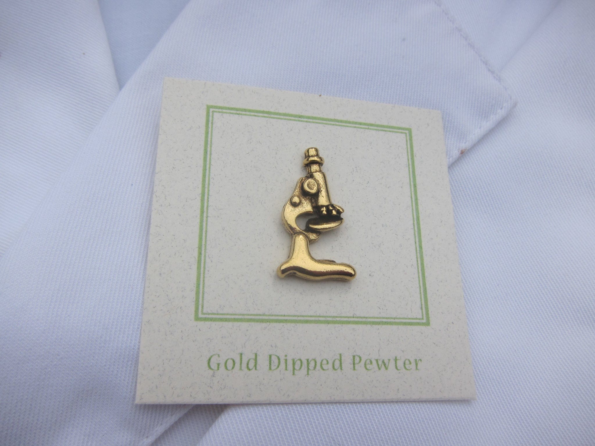 Microscope Gold Lapel Pin – lapelpinplanet