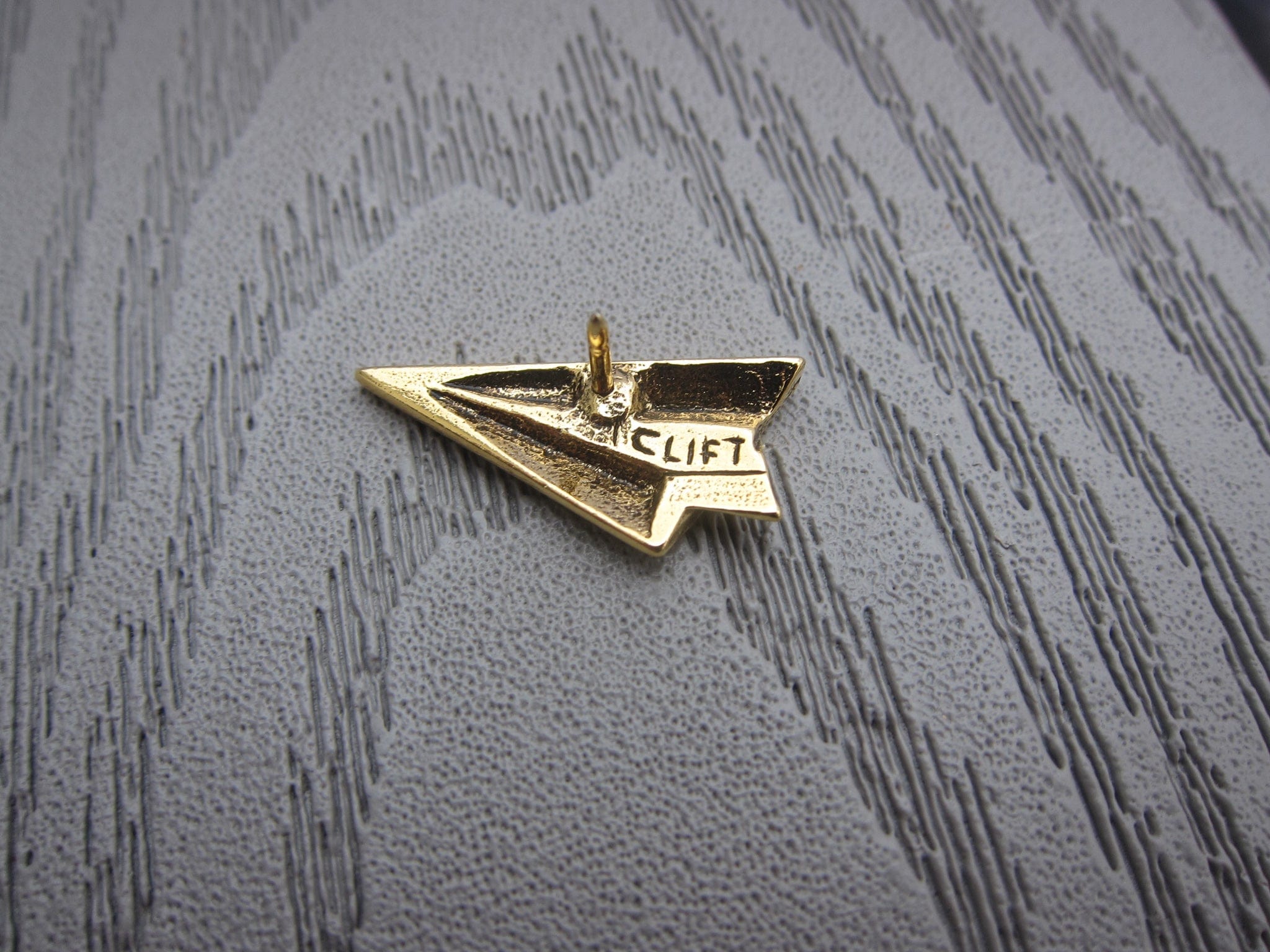 Paper Airplane Gold Lapel Pin – lapelpinplanet
