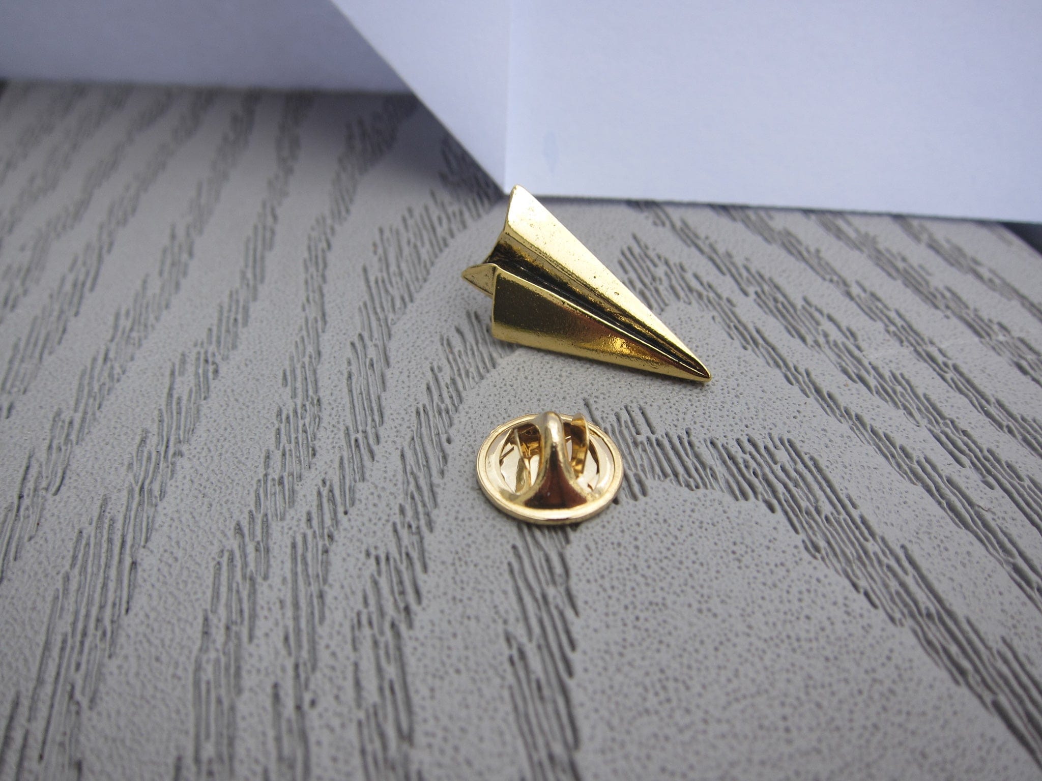 Paper Airplane Gold Lapel Pin – lapelpinplanet