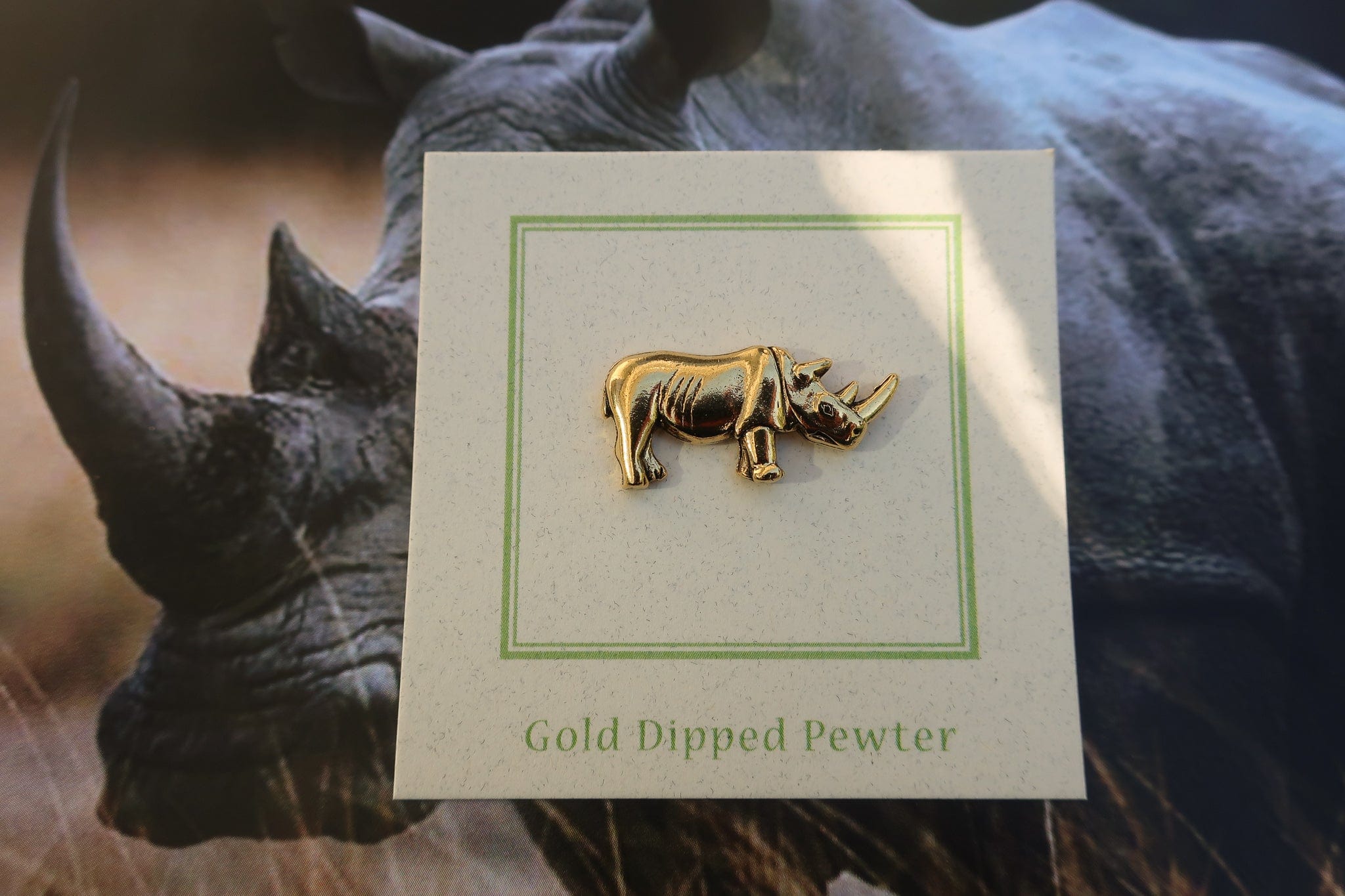 Rhinoceros Gold Lapel Pin – lapelpinplanet