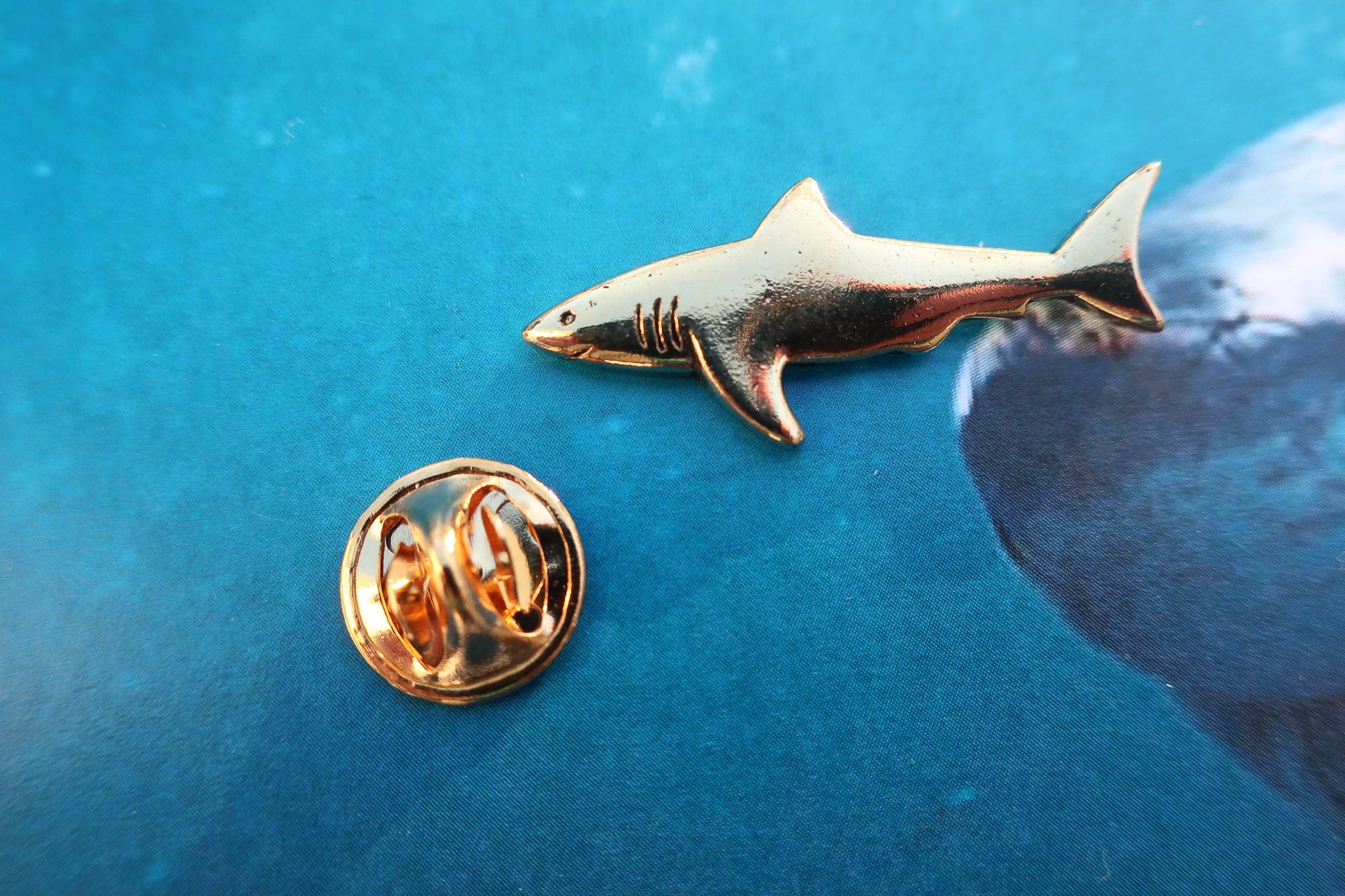 Shark Gold Lapel Pin – lapelpinplanet