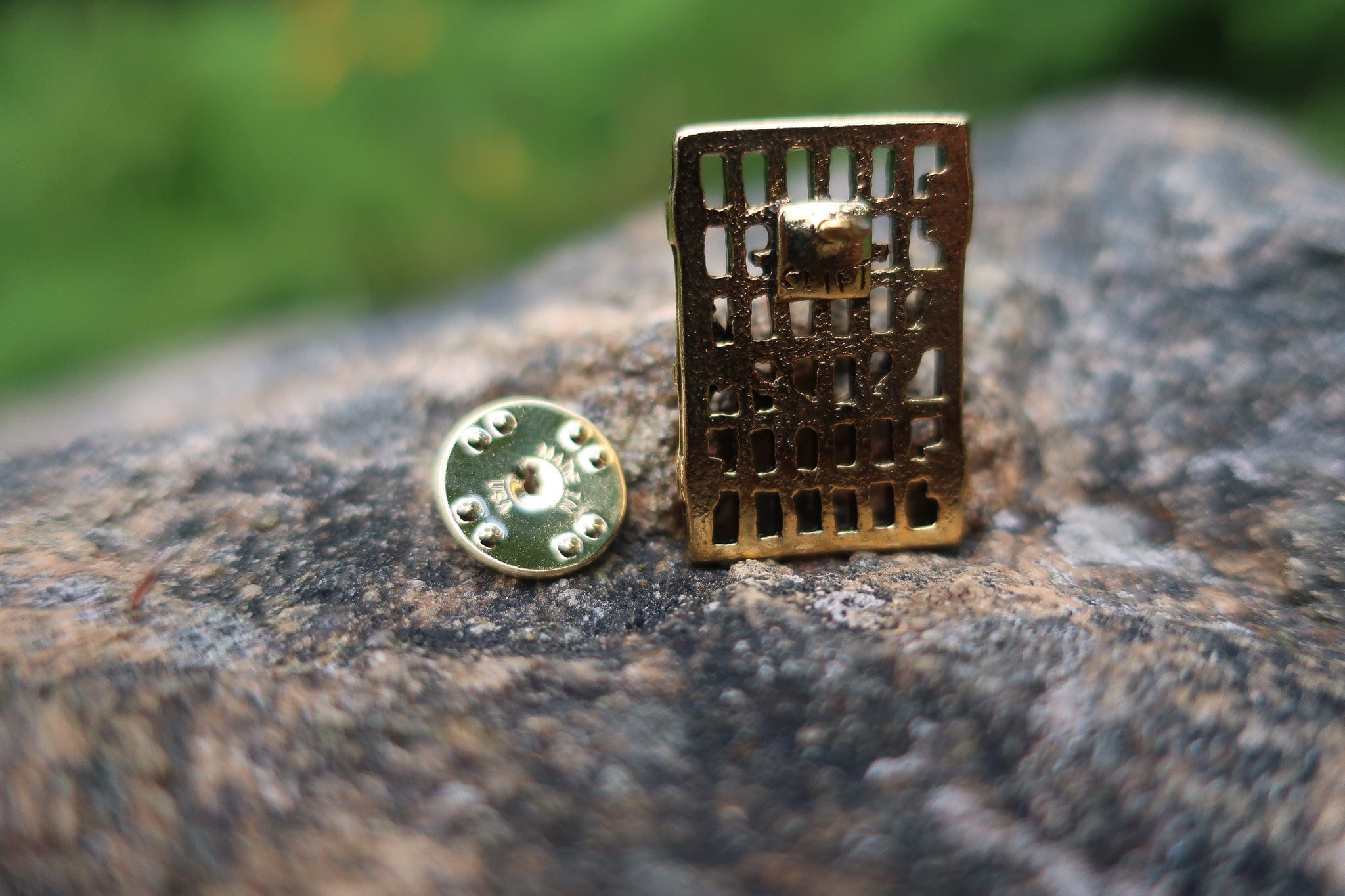 Suffragette Jail Door Gold Lapel Pin – lapelpinplanet