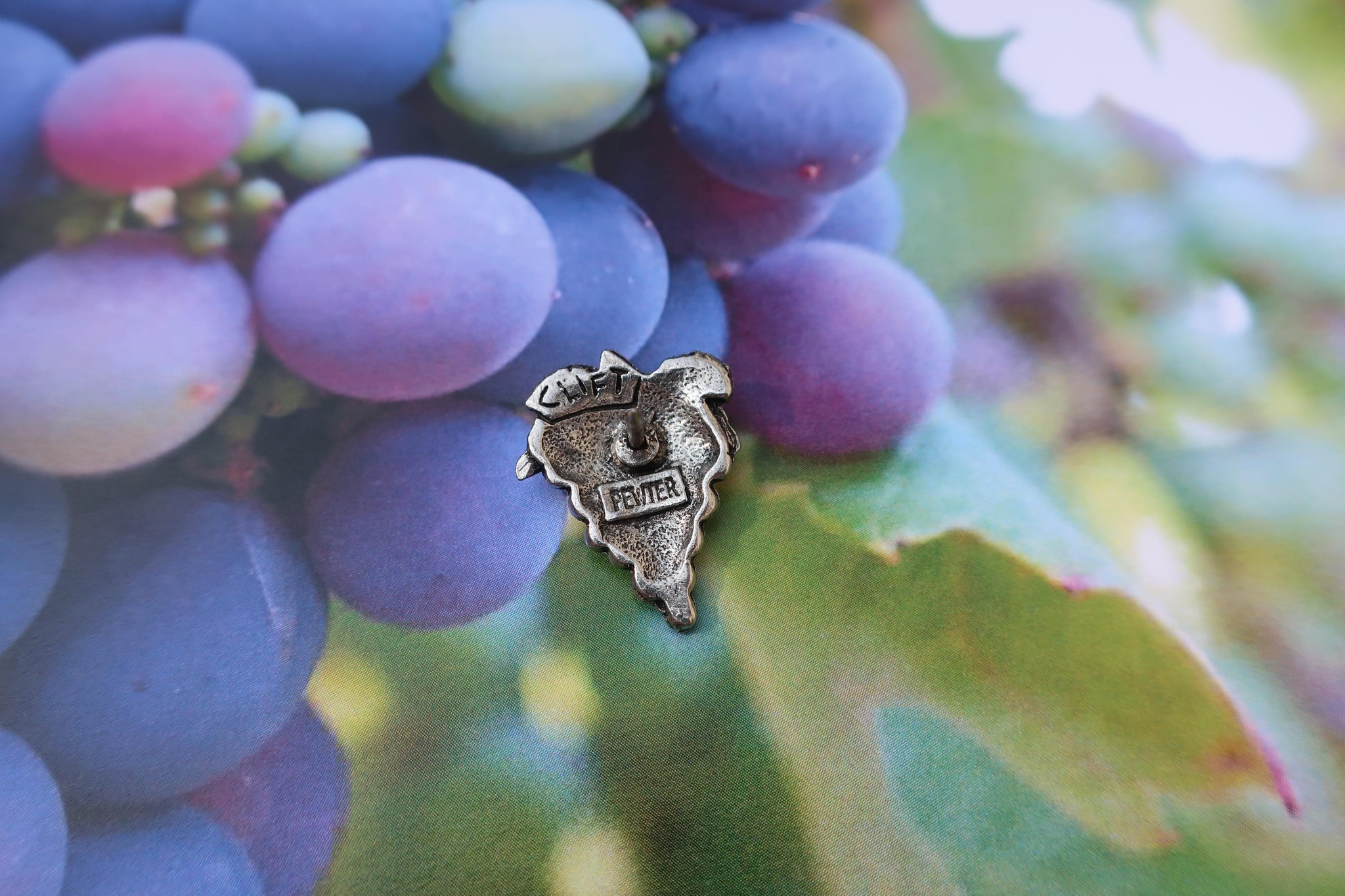 Grapes Lapel Pin – lapelpinplanet