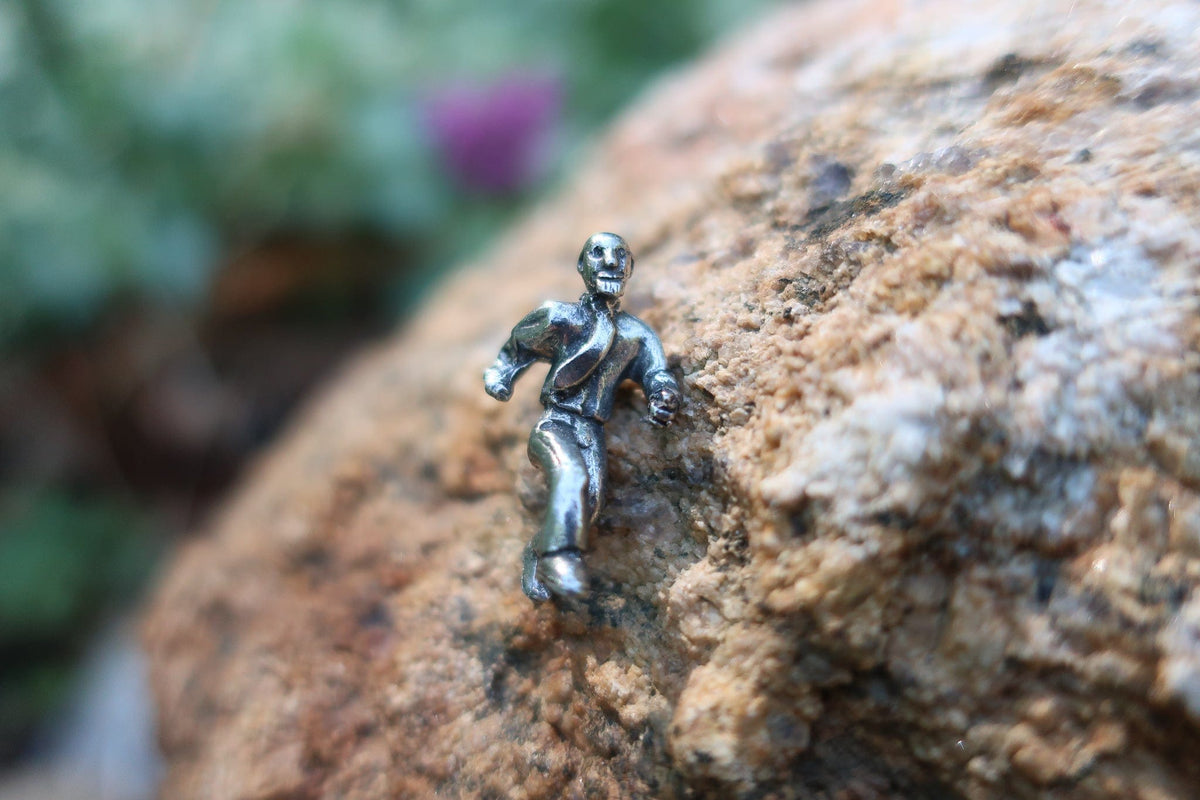 Running Guy Lapel Pin – lapelpinplanet