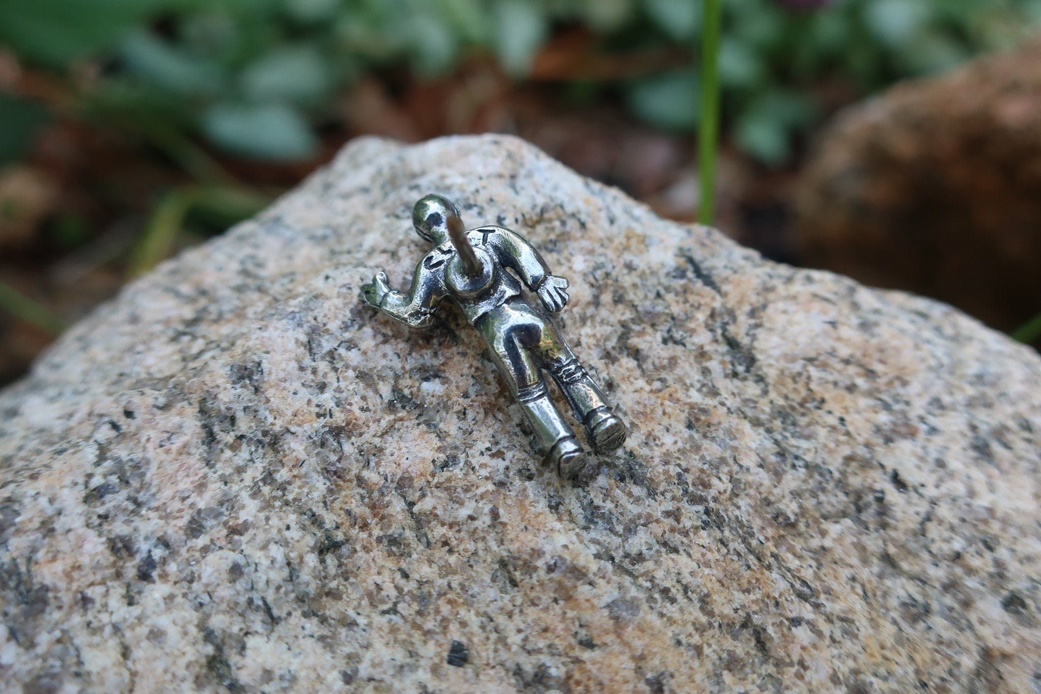 Guy Waving Lapel Pin – lapelpinplanet