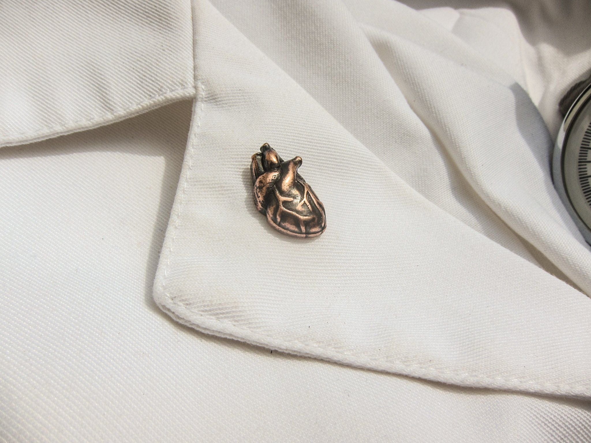 Human Heart Copper Lapel Pin – lapelpinplanet