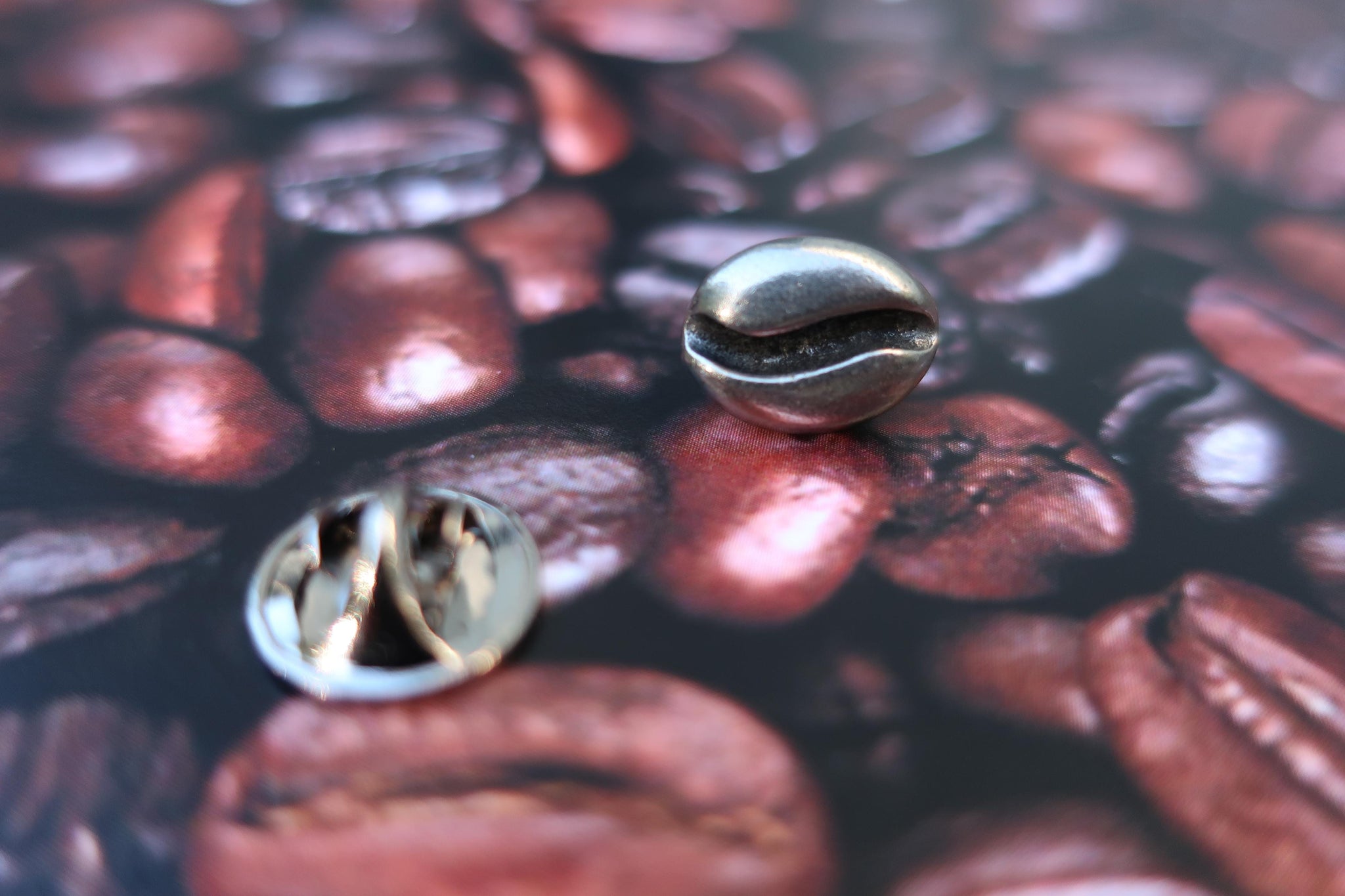 Large Coffee Bean Lapel Pin – lapelpinplanet