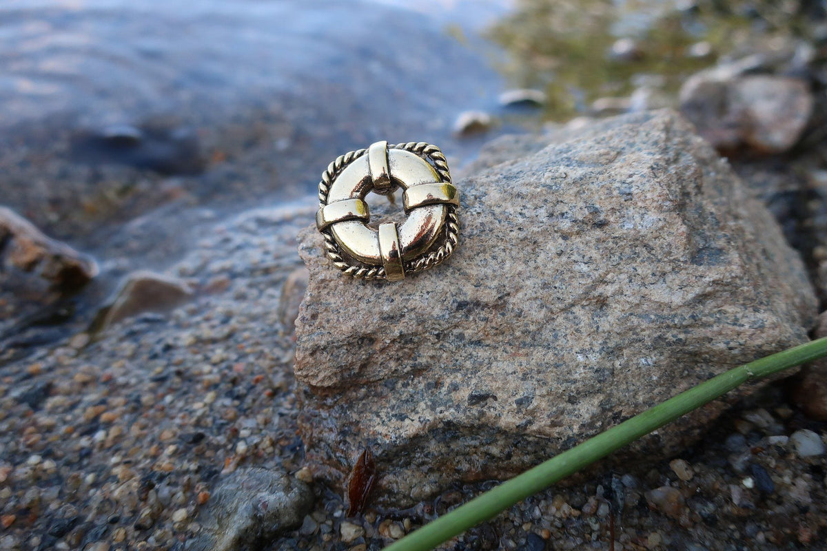 Life Preserver Gold Lapel Pin – lapelpinplanet