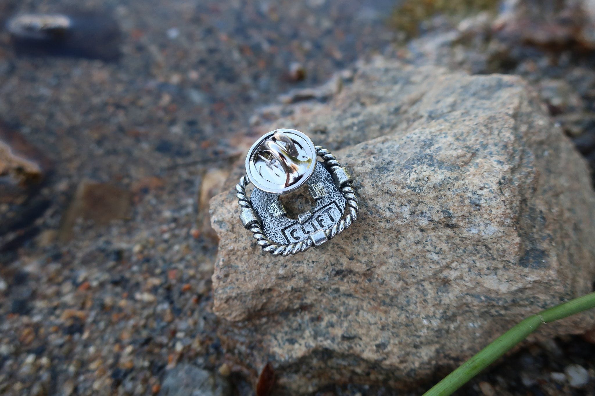 Life Preserver Lapel Pin – lapelpinplanet