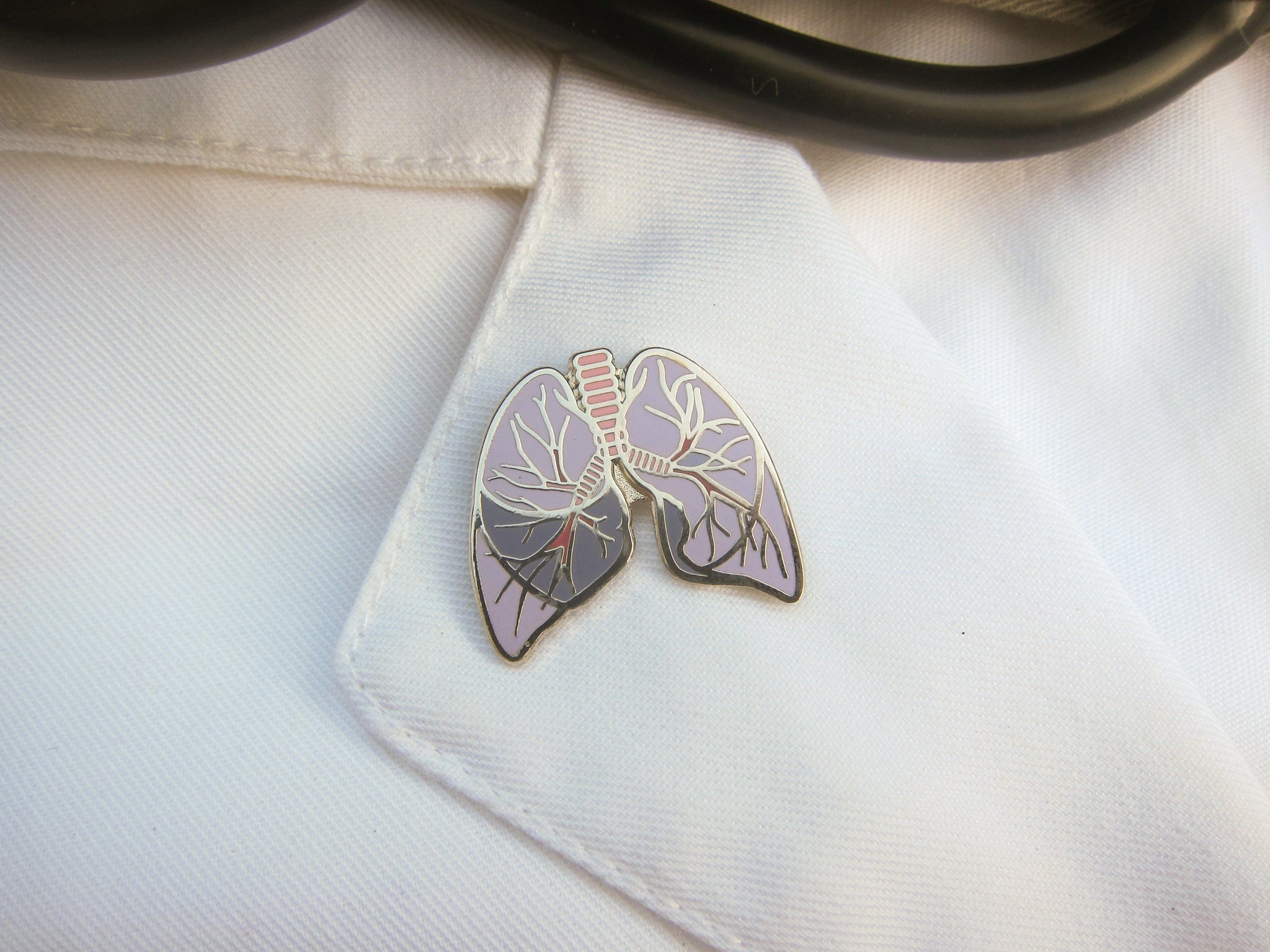 Lungs Enamel Pin – lapelpinplanet