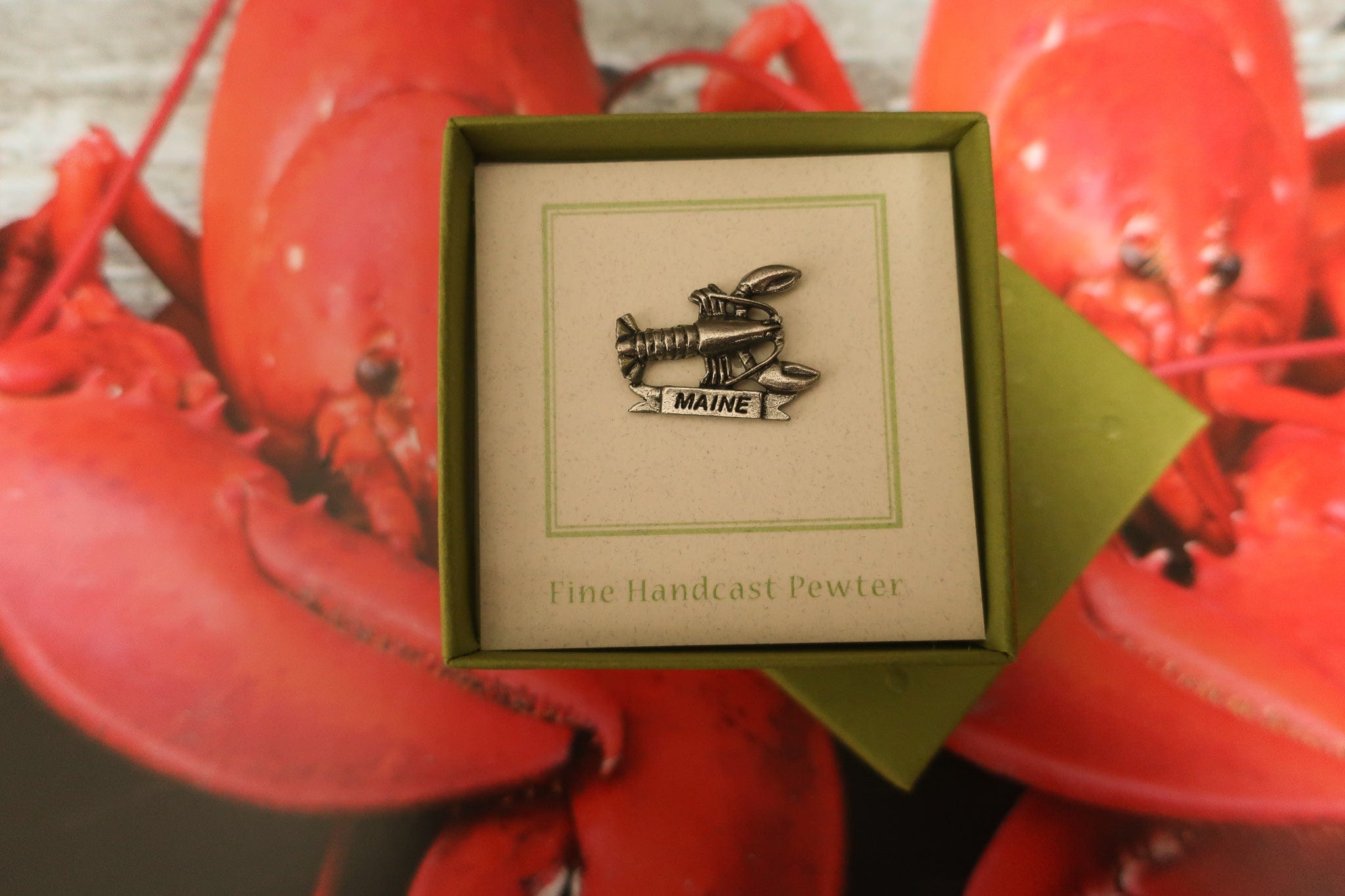 Maine Lobster Lapel Pin – lapelpinplanet
