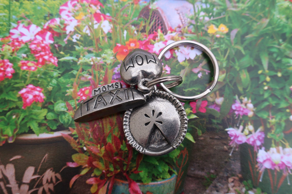 Mom Keyrings – lapelpinplanet