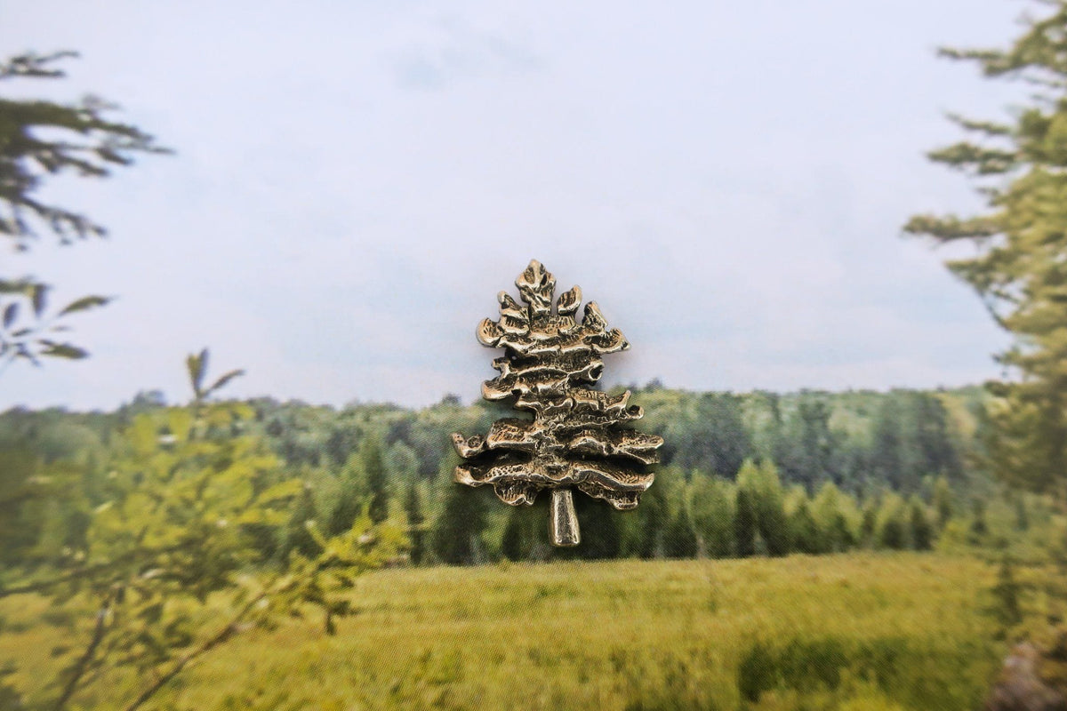 Northern White Pine Lapel Pin – lapelpinplanet