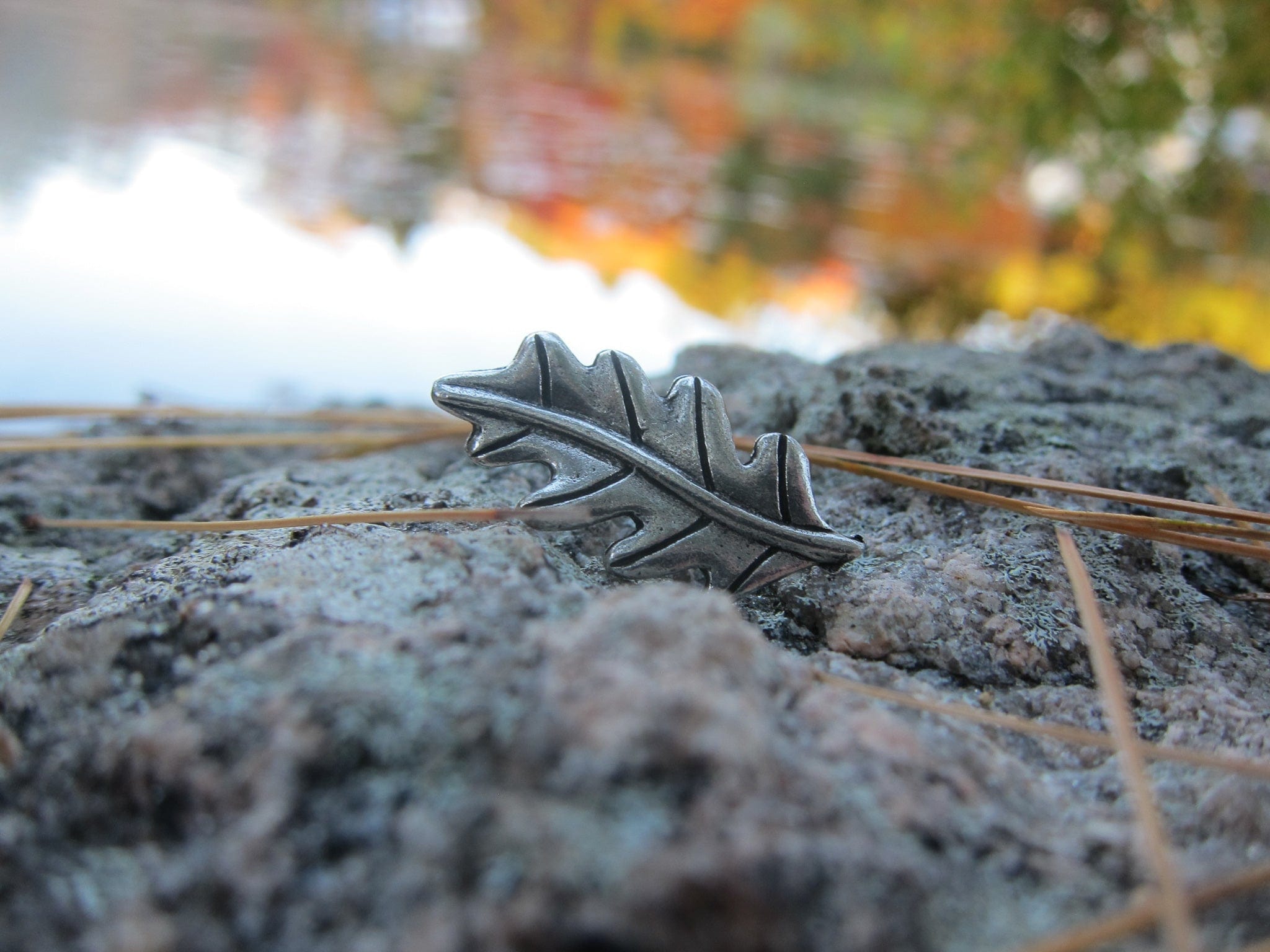 Oak Leaf Lapel Pin, Leaf Lapel Pin – lapelpinplanet