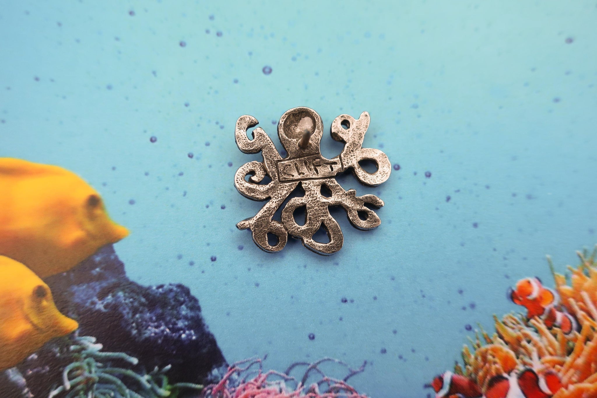 Octopus Lapel Pin – lapelpinplanet