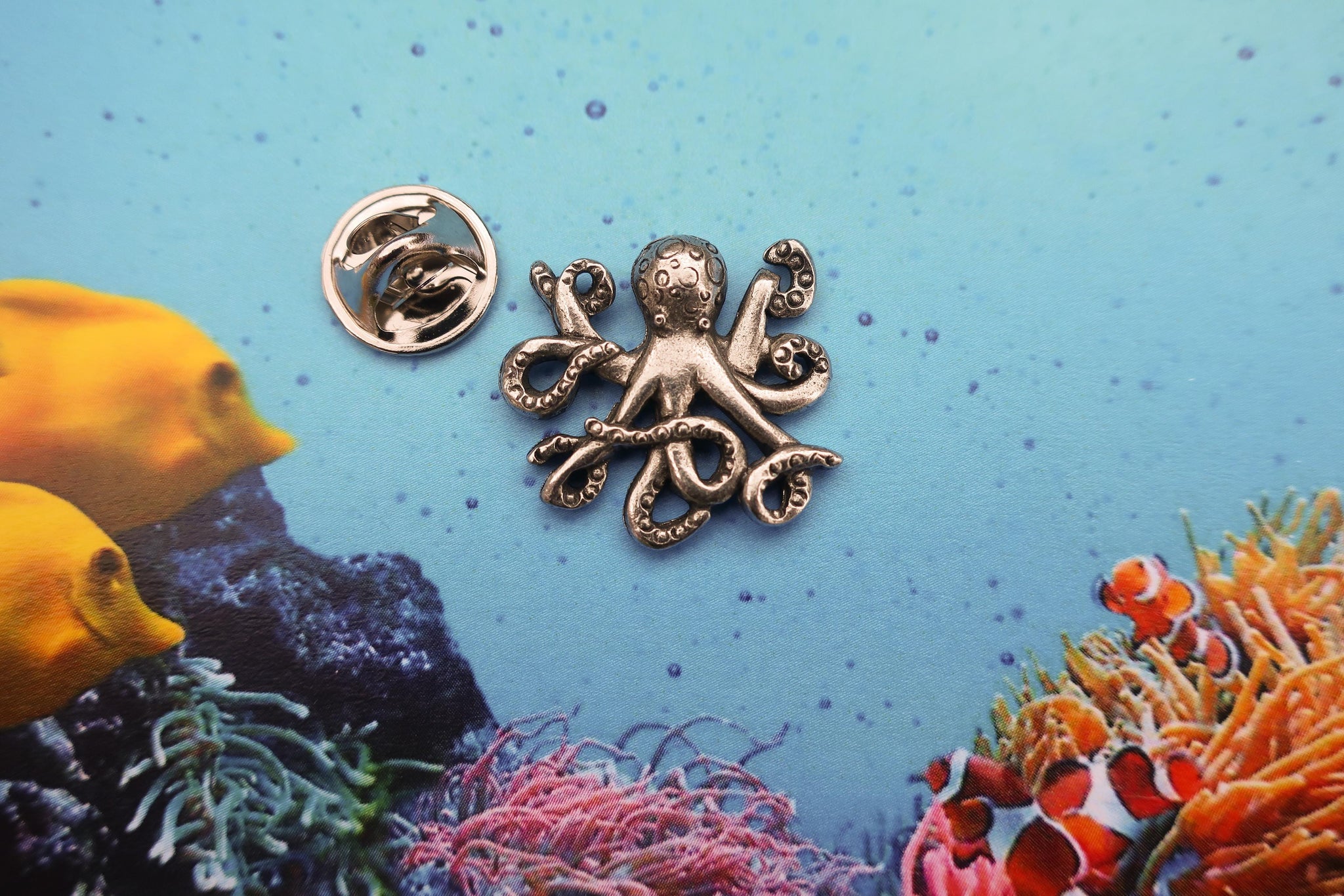 Octopus Lapel Pin – lapelpinplanet