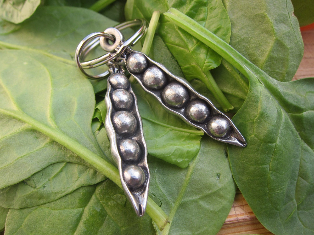 Peapods Keyrings – lapelpinplanet