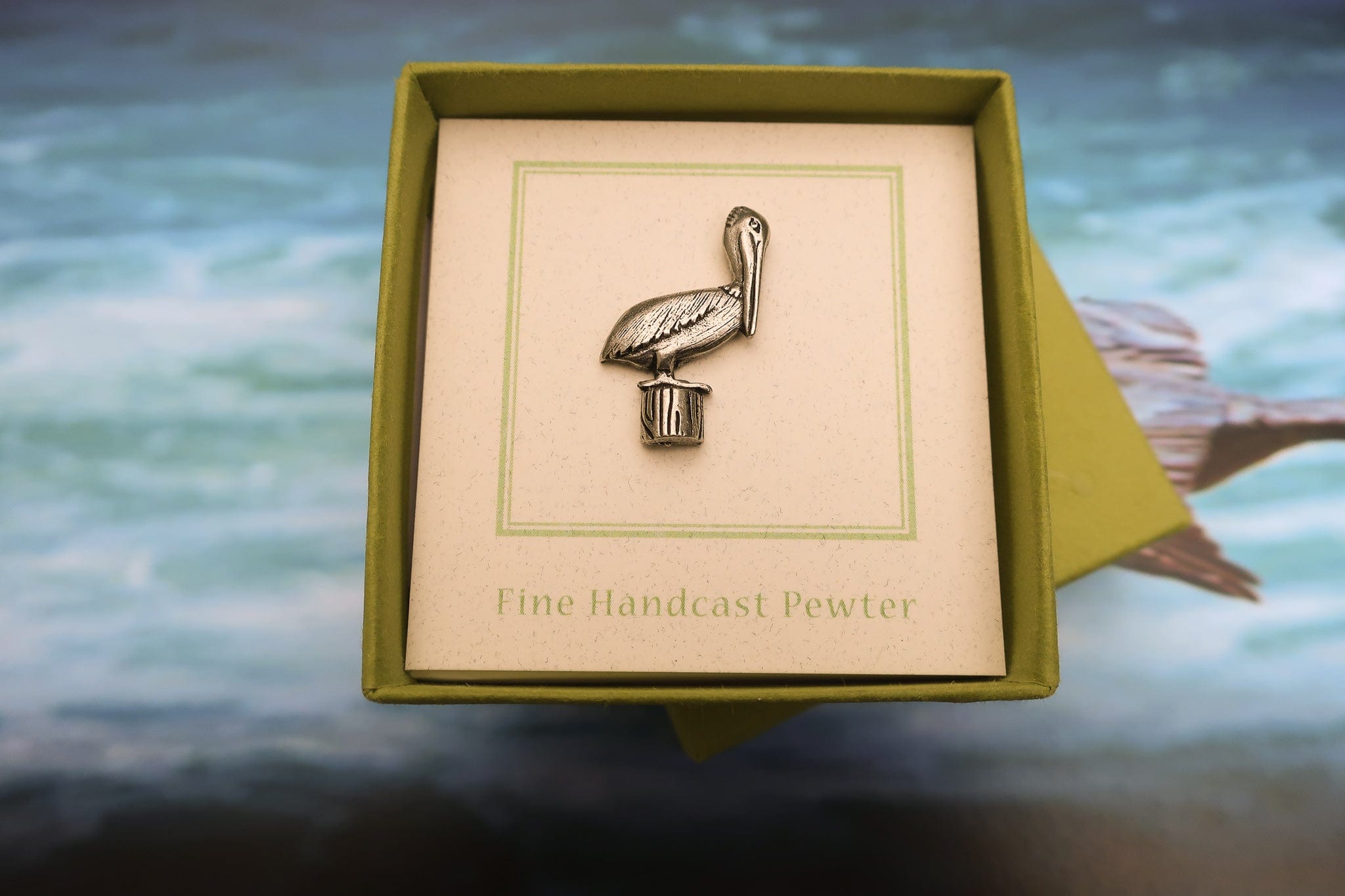 Pelican Lapel Pin – lapelpinplanet