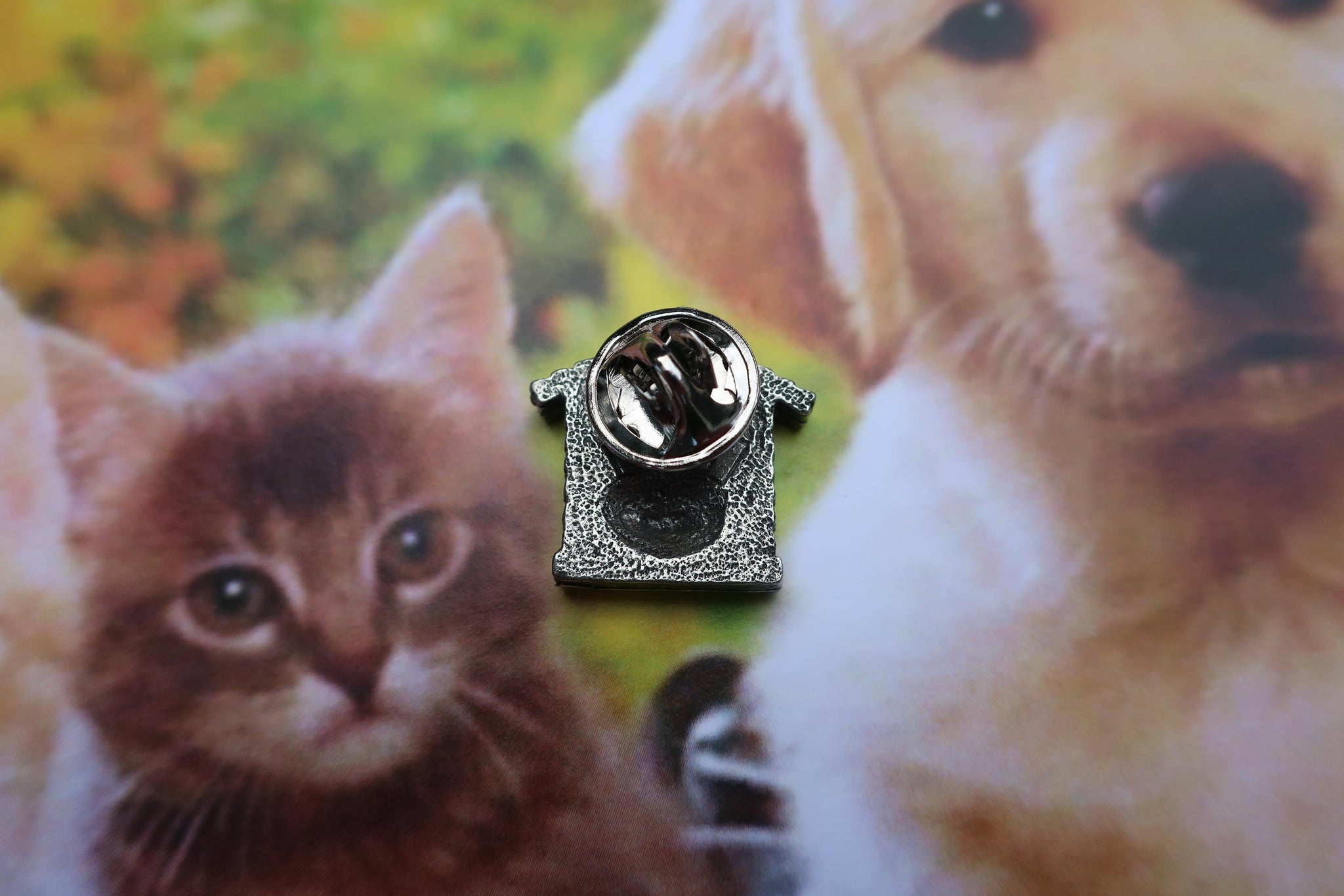 Pet Rescue Lapel Pin – lapelpinplanet